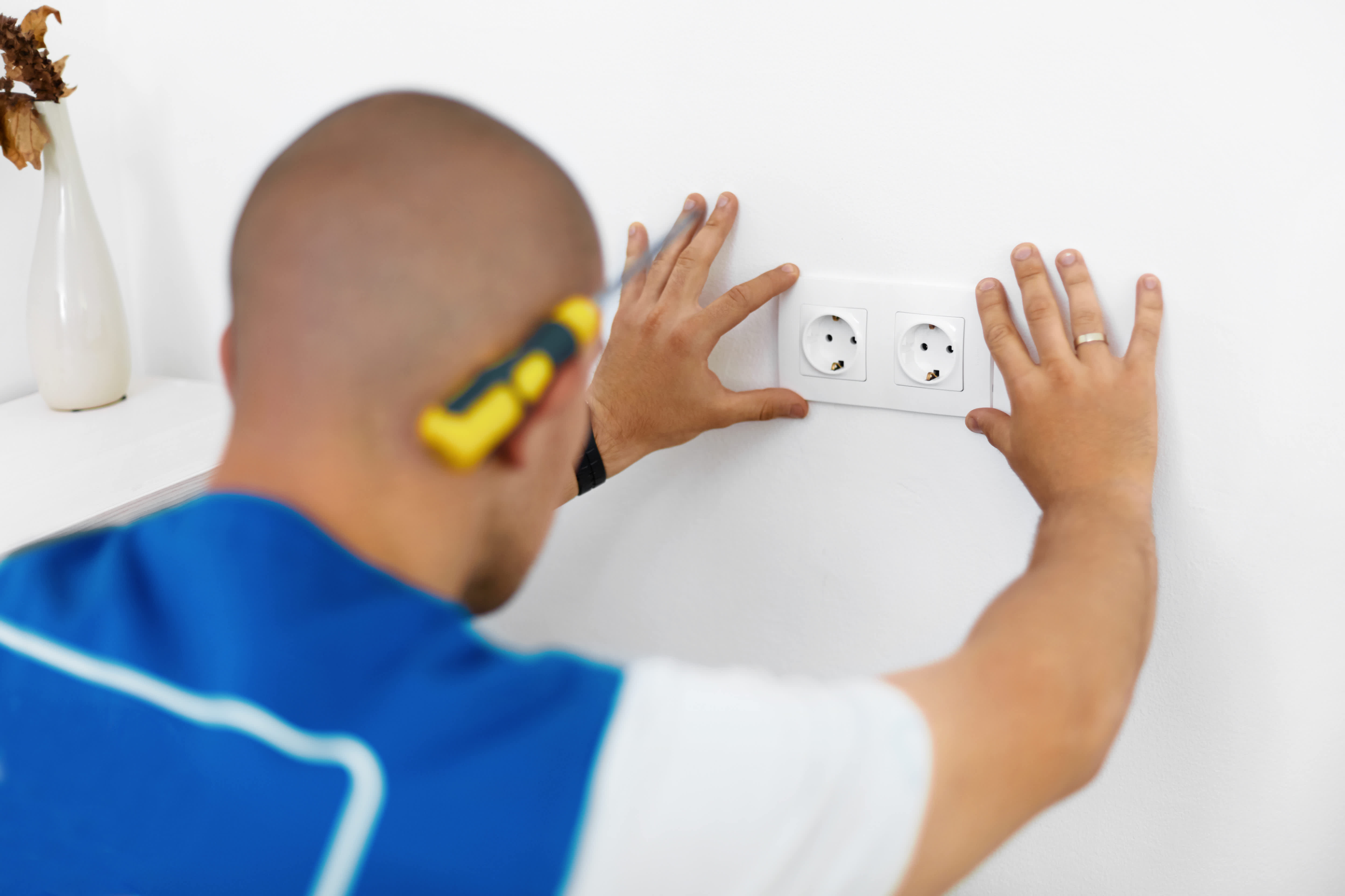 Jonathan Jones Electrical Services | Southampton Electrician