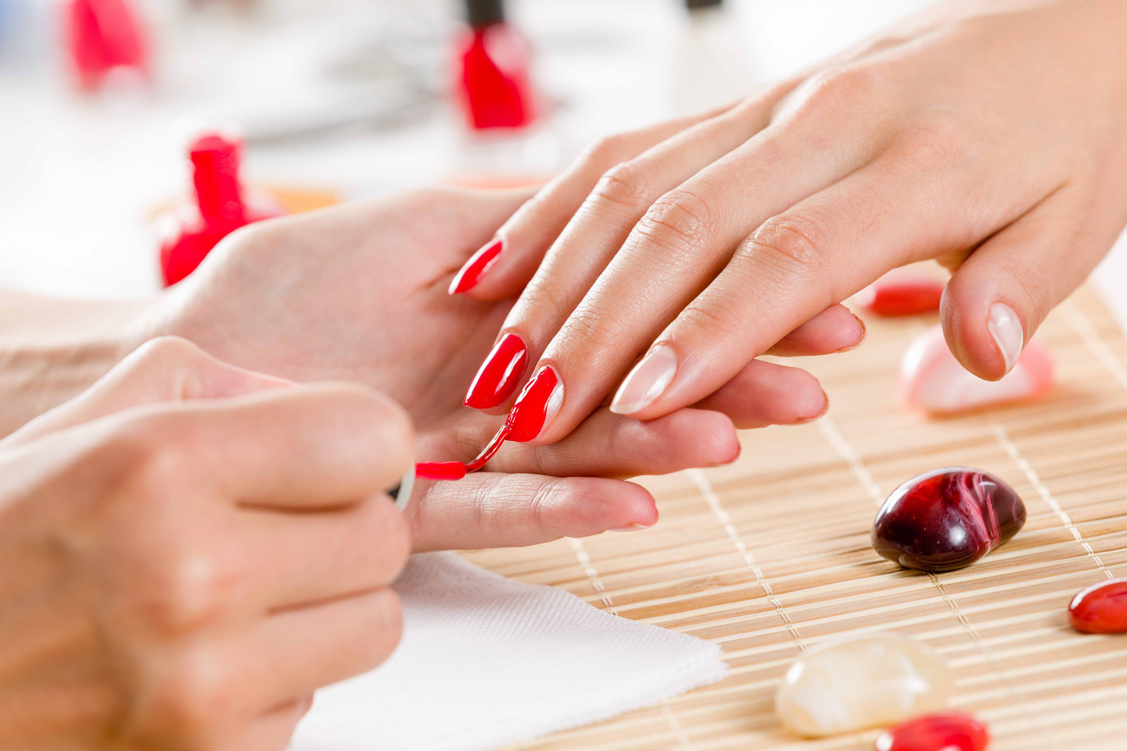 V-luxe Nails & Spa | Newton | Nail Salon