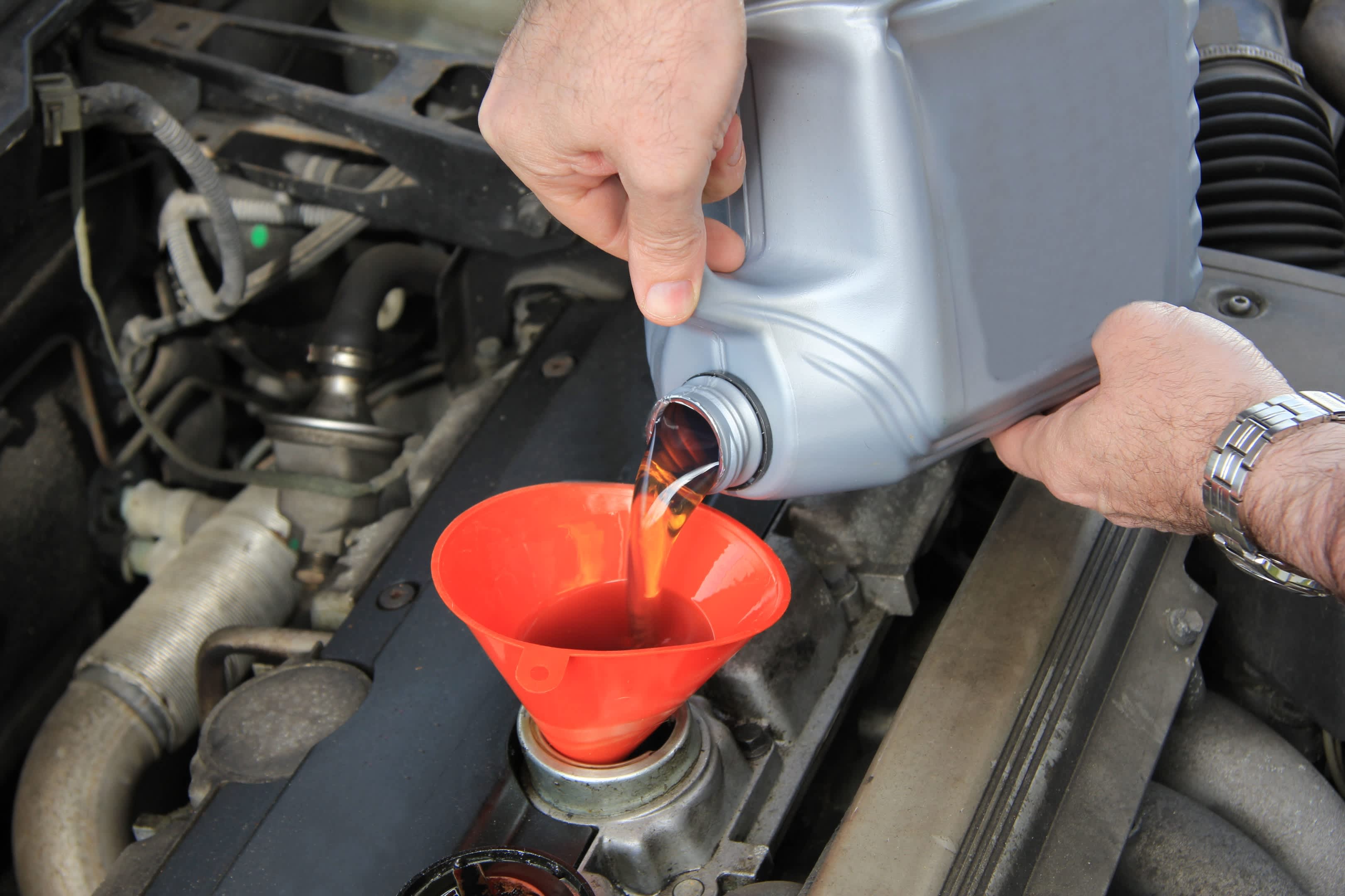 Oil Change - Diagnosis & Service - Mobile Car Mechanic | Asap Mobile ...