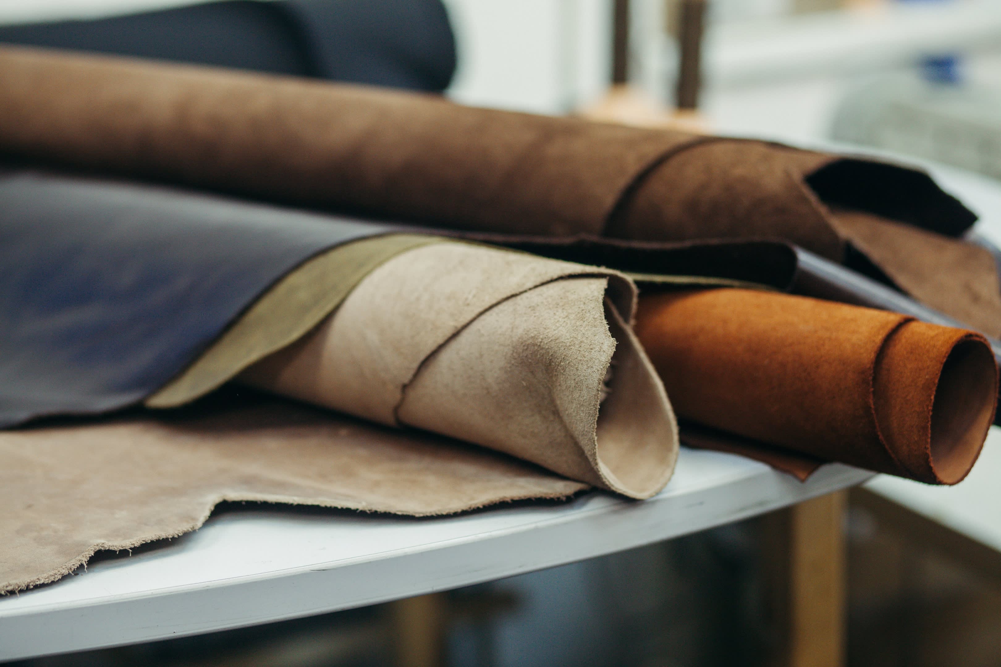 Wallets - Leather Goods - Ambur Online - Leather Goods Store | Ambur