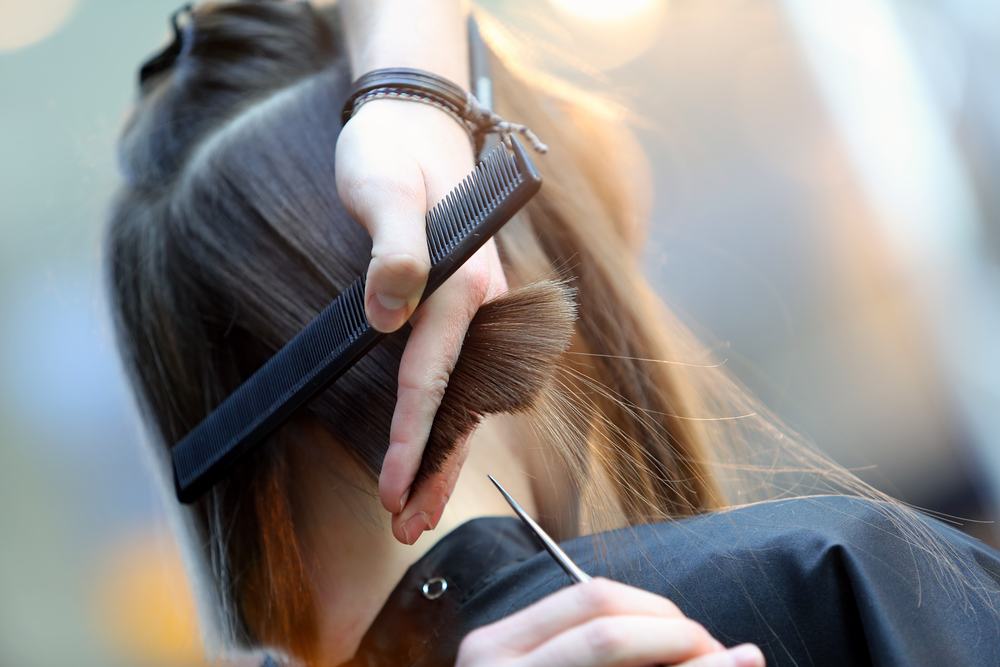 Fear-free restyling - Smiles & Styles - class stylists in Burgess Hill Fear-free restyling - Smiles & Styles - class stylists in Burgess Hill
