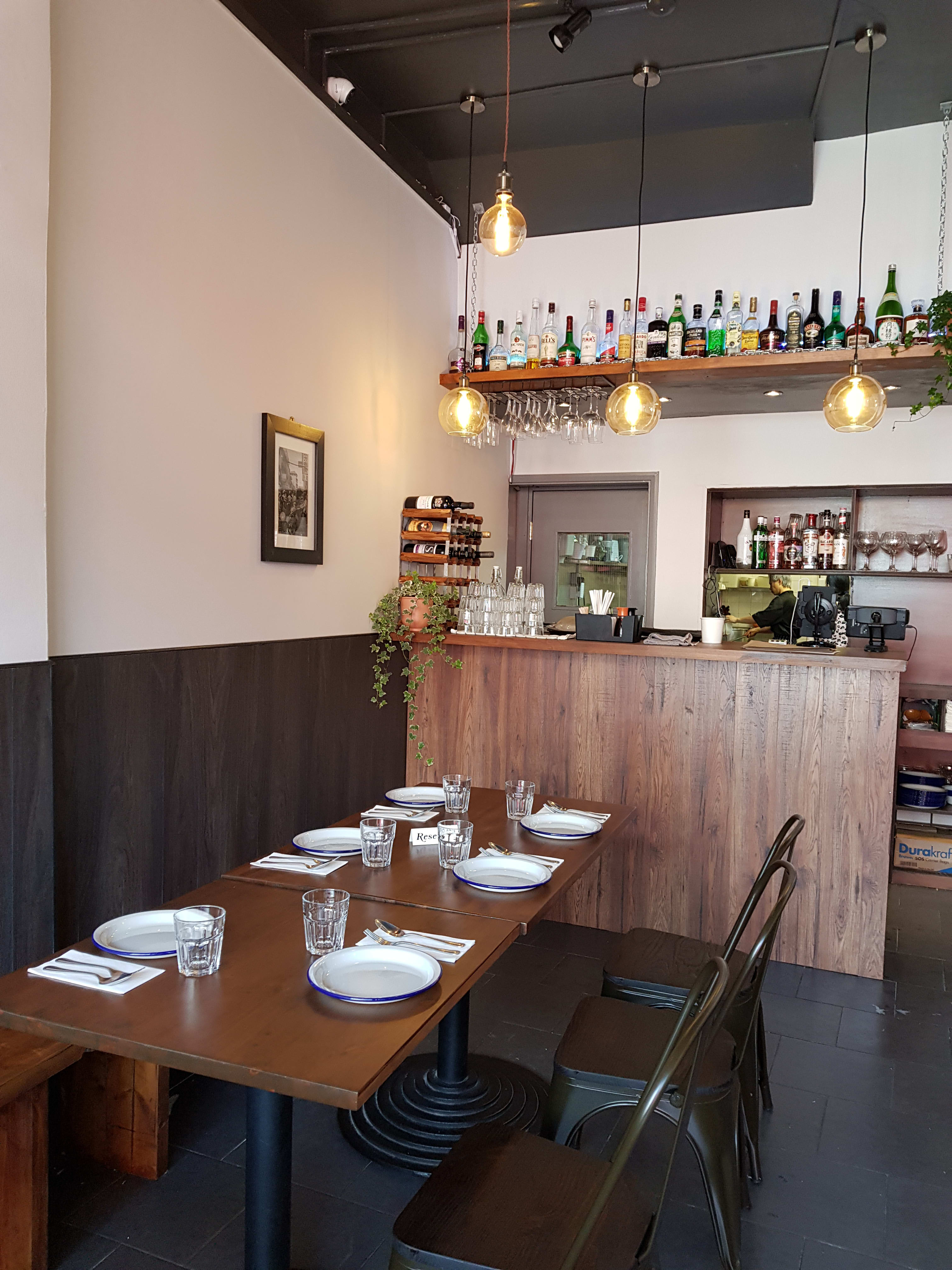 201 Asian Kitchen - Asian Restaurant in London