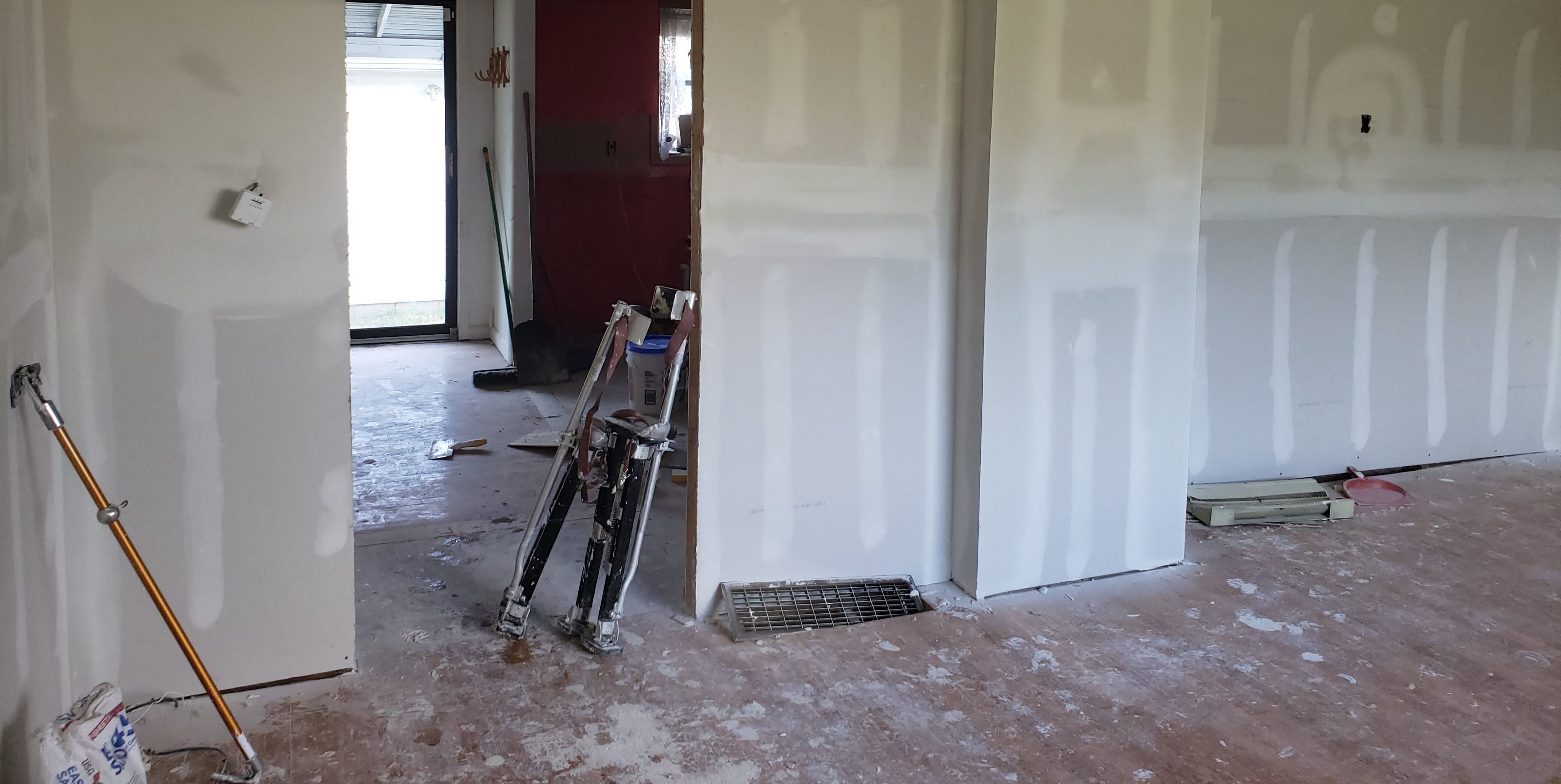 Drywall Finishers & Painters | Dry Wall Contractor in Reynoldsburg