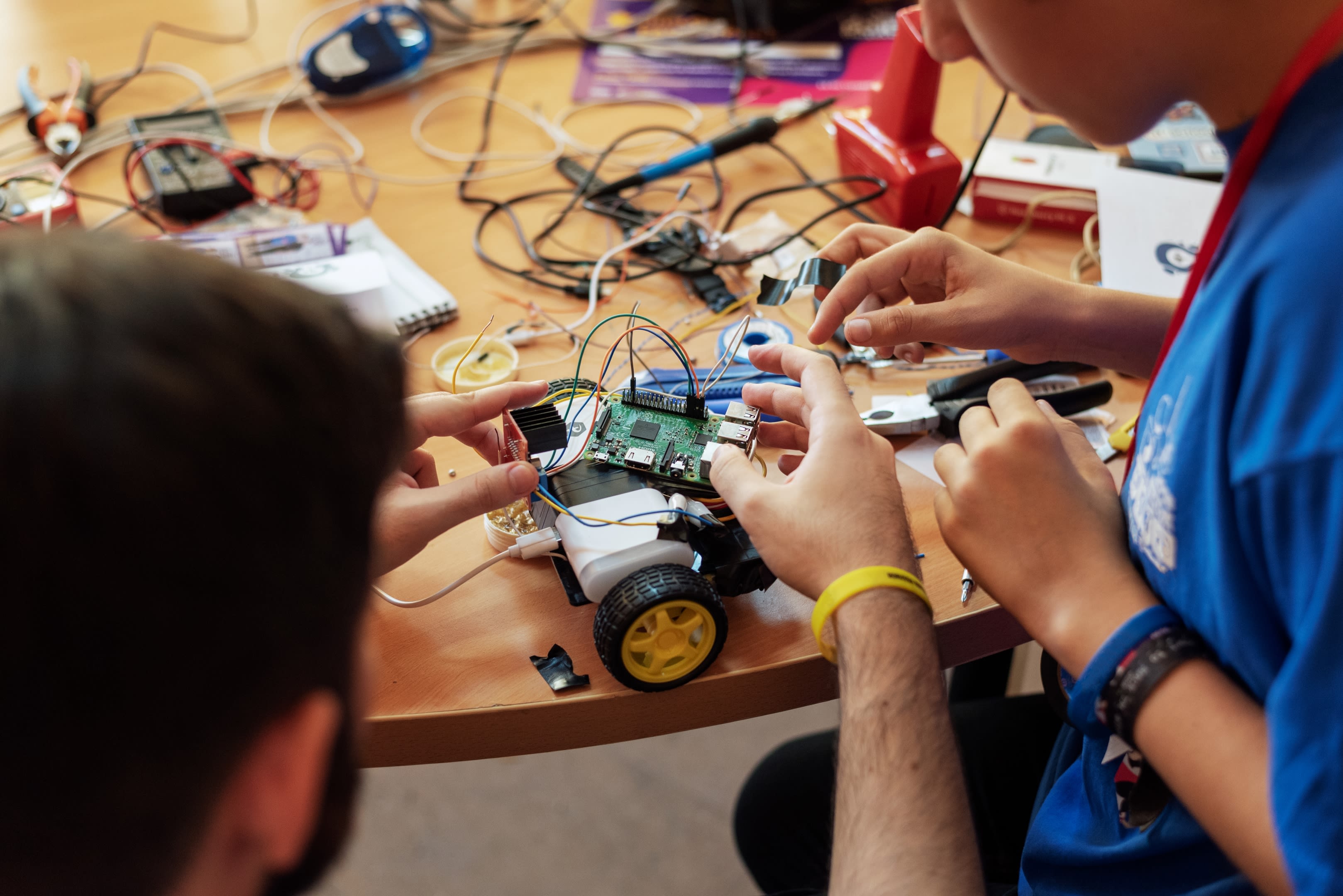 Mechatronics Workshop | Cursos de robótica en Tula Allende