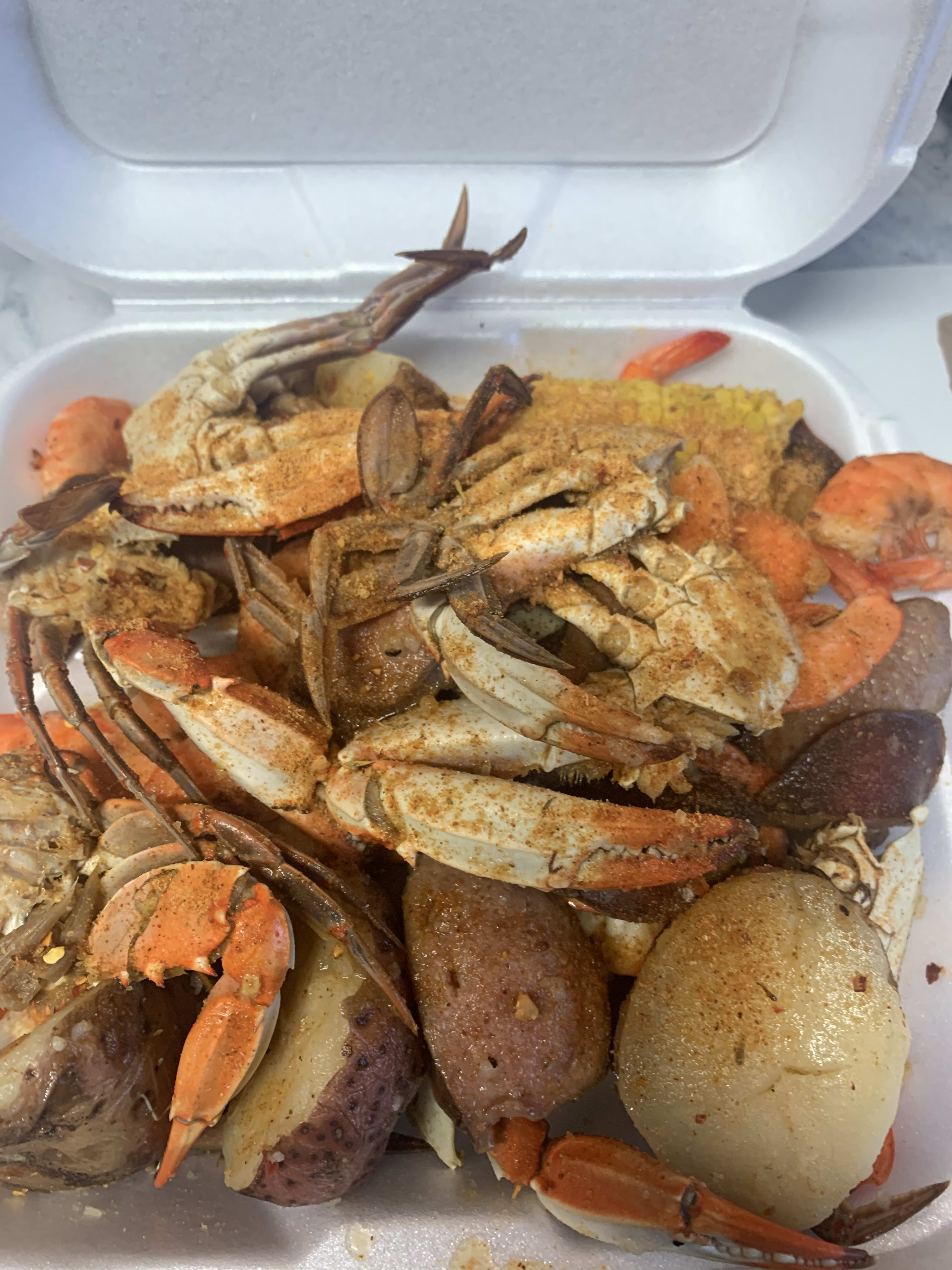 Our Team Of Extraordinary Chefs - Loyal Creations -Restaurant | Jesup