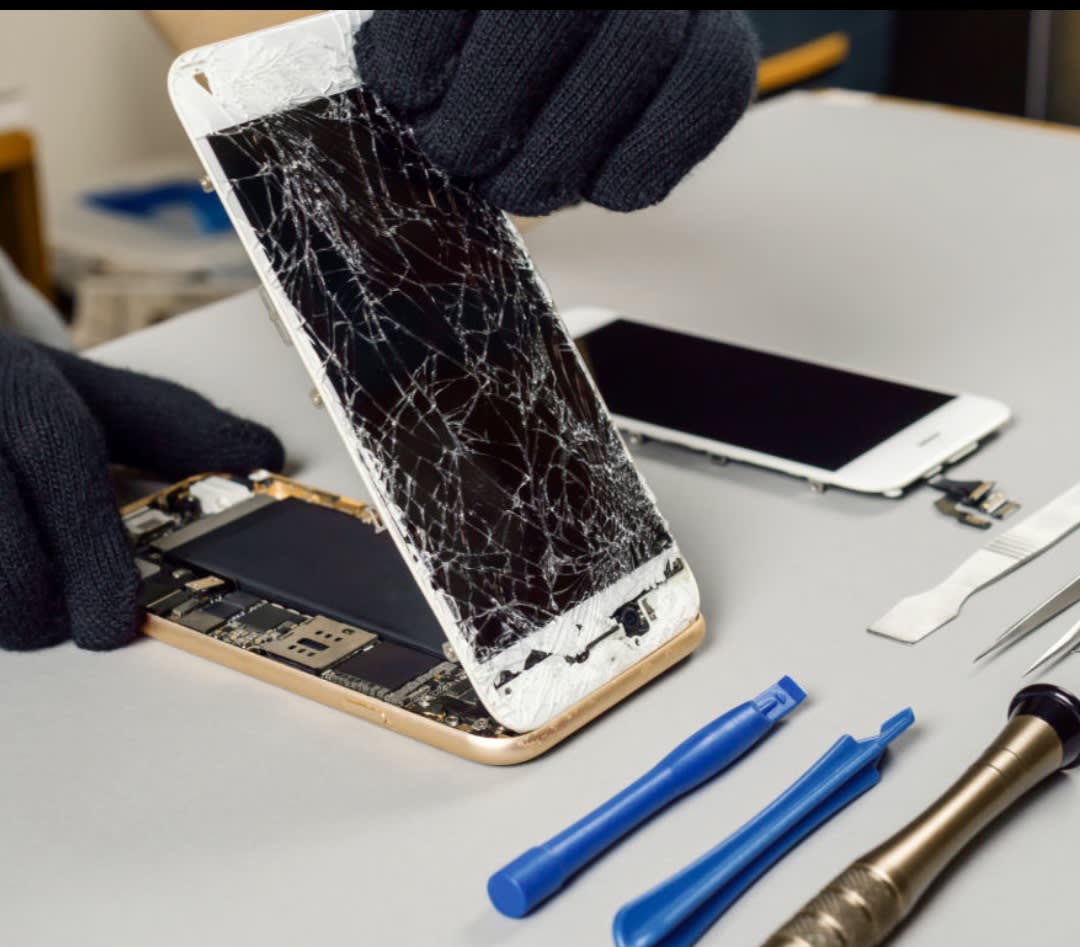 Fit It Right - iPhone Repair Shop | West Springfield