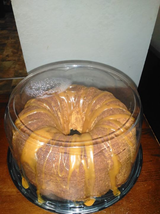 Sour Cream Pound Cake - Items - Golden Dessert Shoppe | Racine, WI