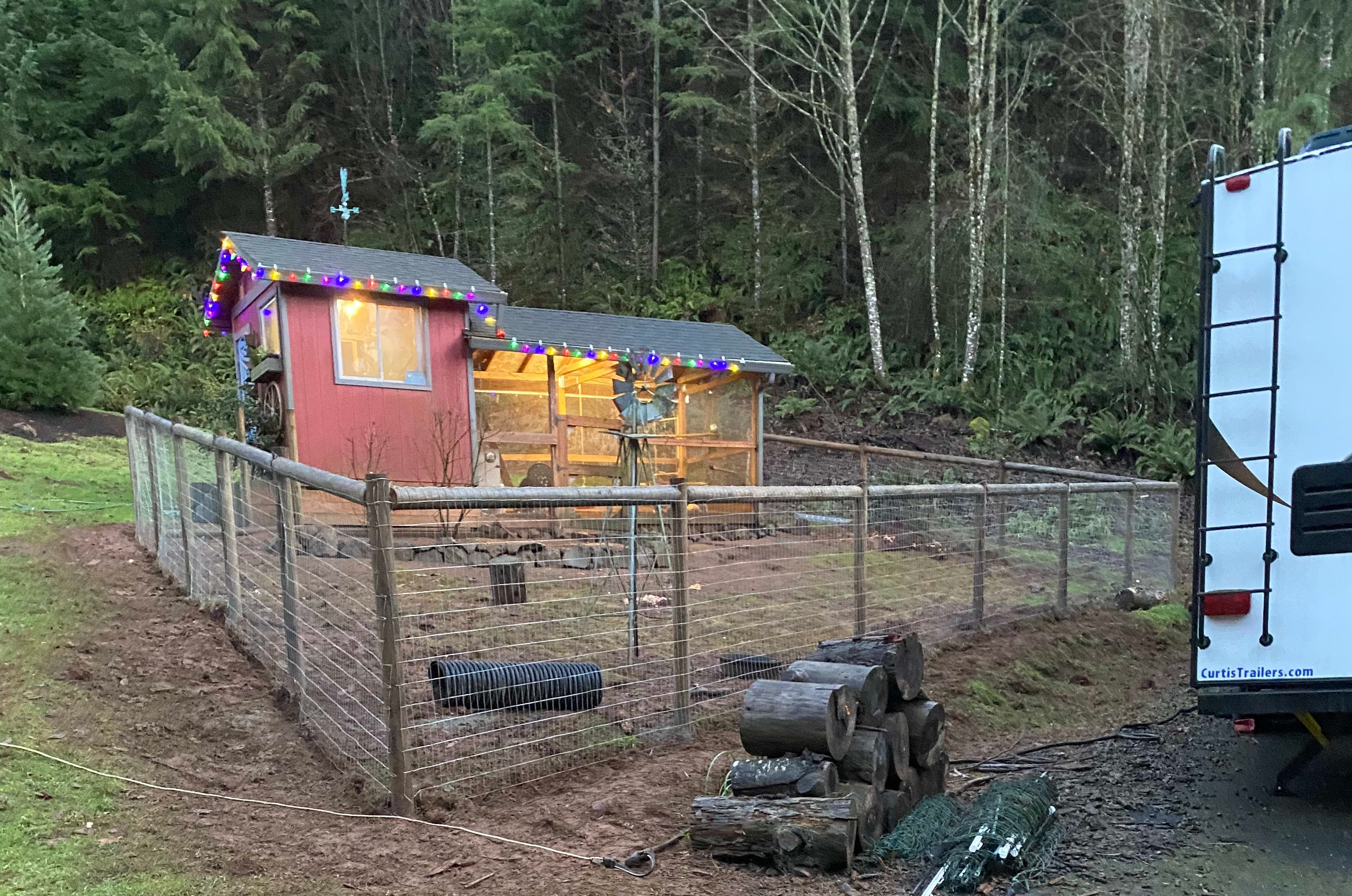 We Make Fencing Easy - Moore Fencing - Fence Contractor in Hillsboro