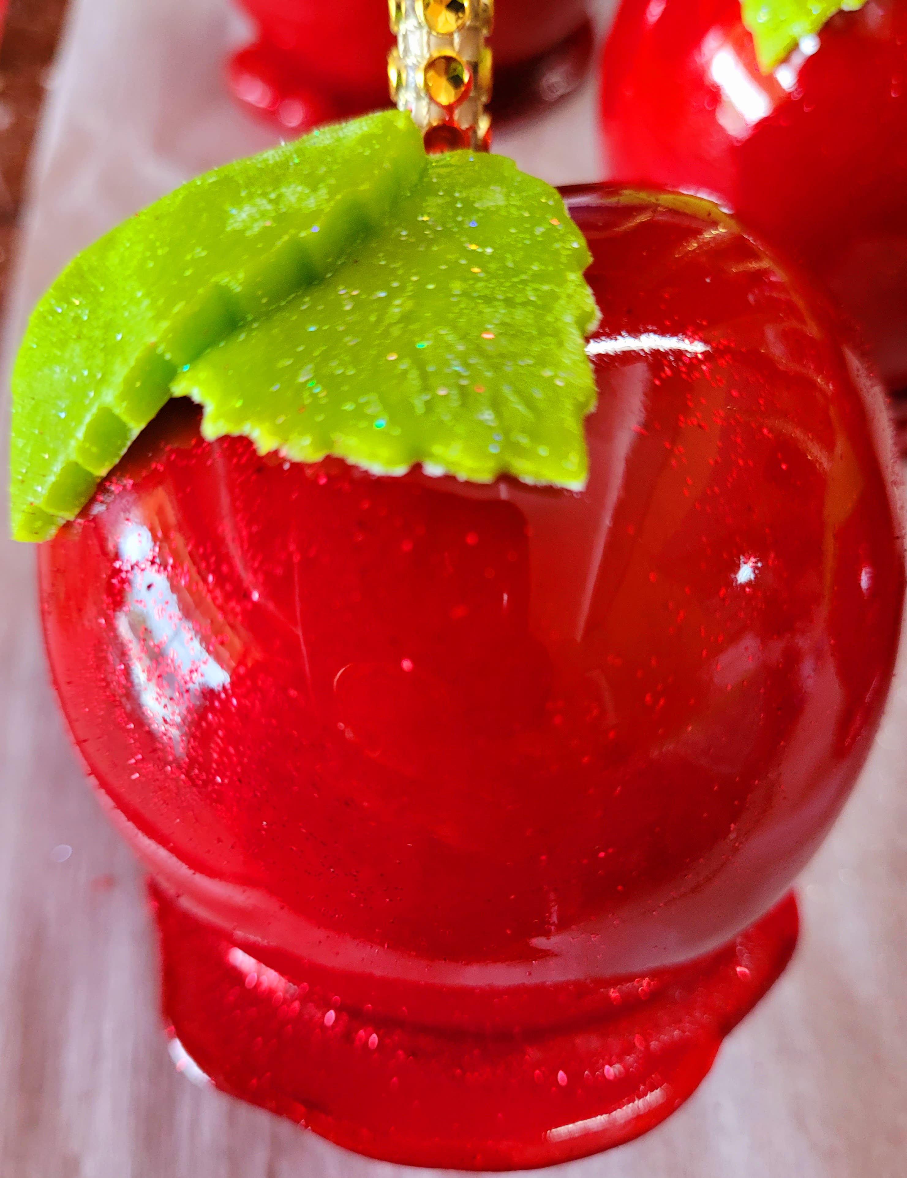 The Sweetest Choice - Taylor's Wicked Apples | Sugar Artist in Tampa, FL