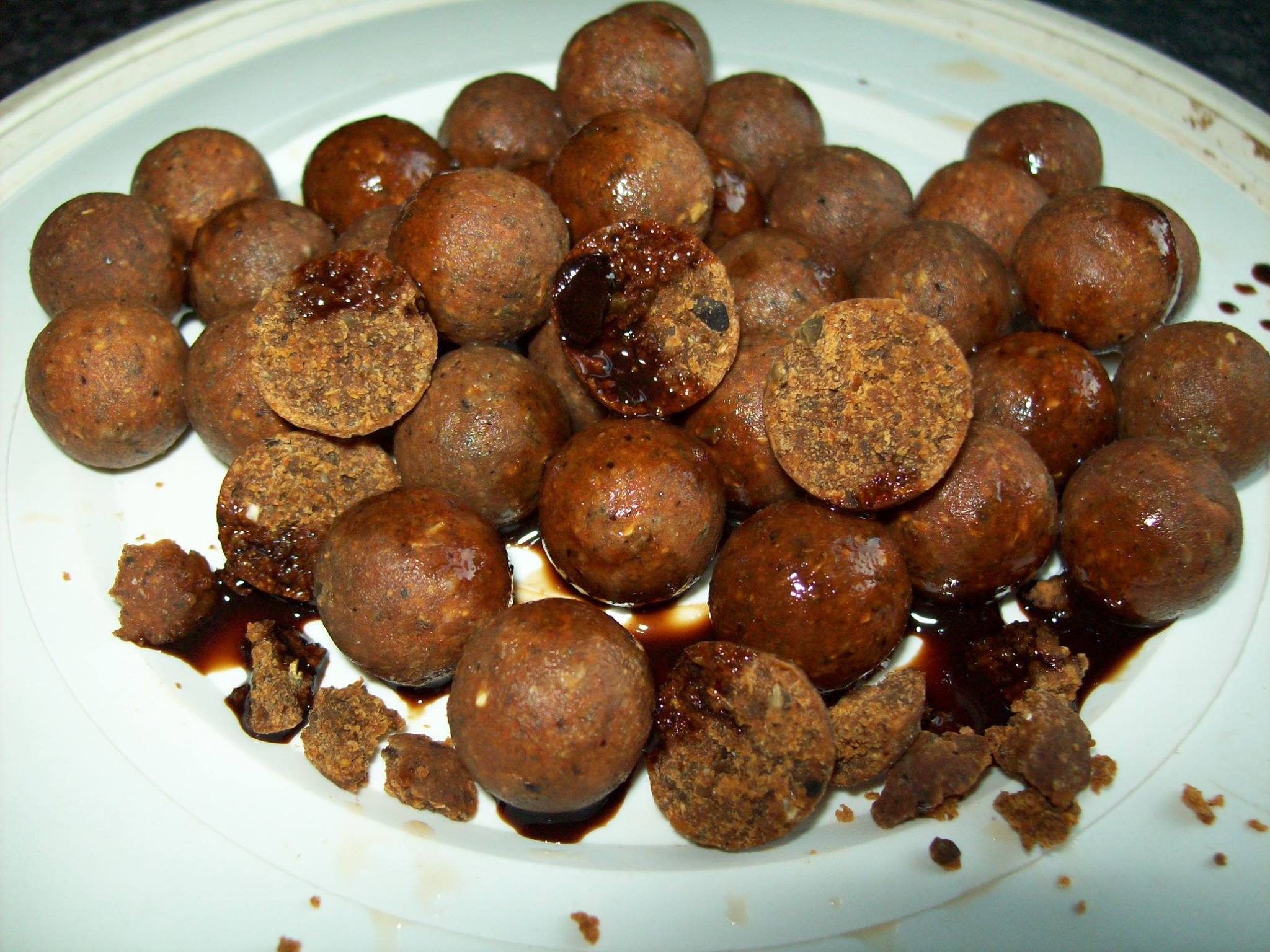 Super Orange Spicy Fish - Freezer Boilies - Fishing Bait | Scientific ...