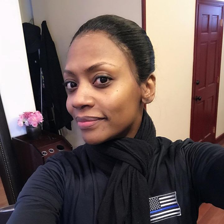 Robin Dove's Instagram, Twitter & Facebook on IDCrawl