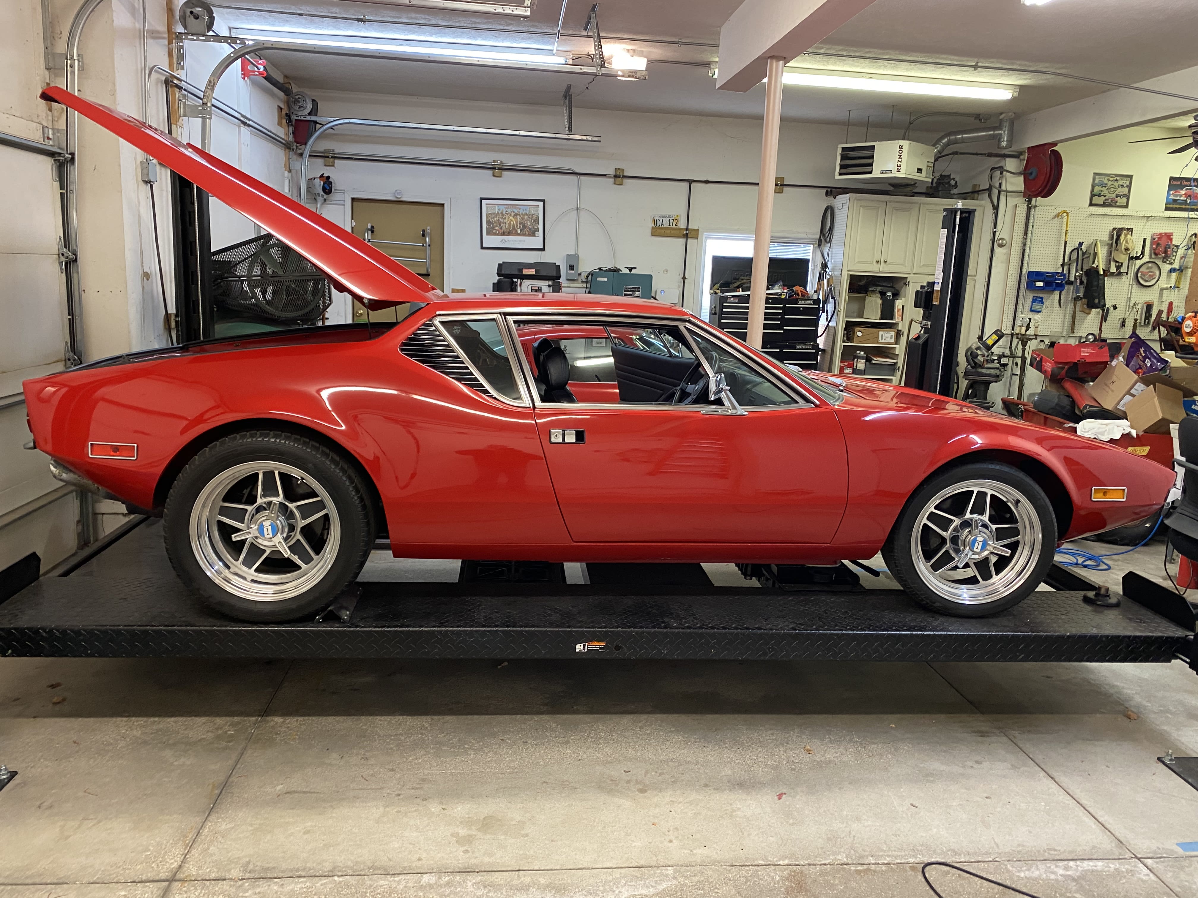 1972 Pantera DeTomaso is completely updated and turnkey low miles