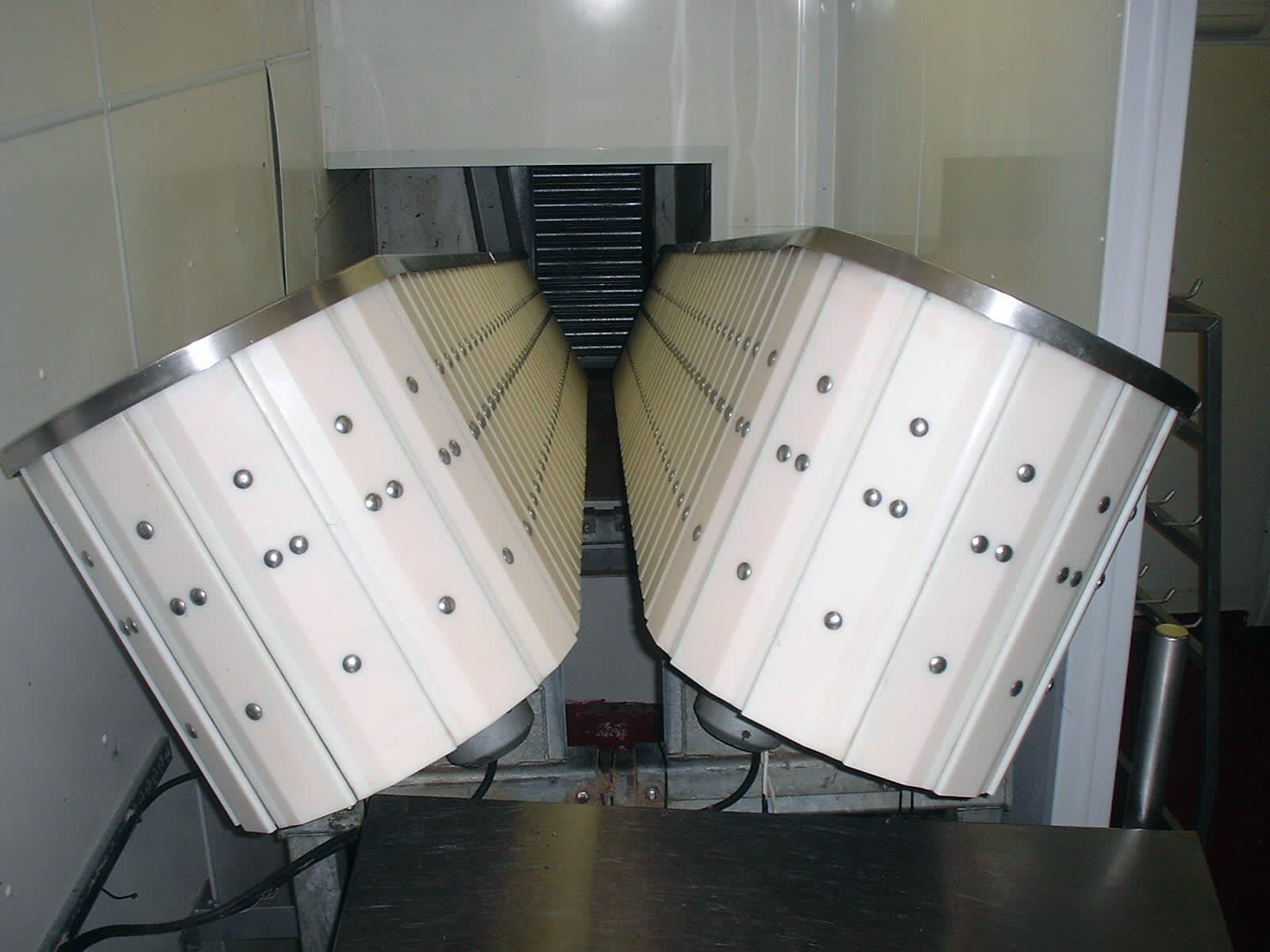 Heavy Duty Restrainer - Pigs - Harding Projects LTD - Abattoir ...