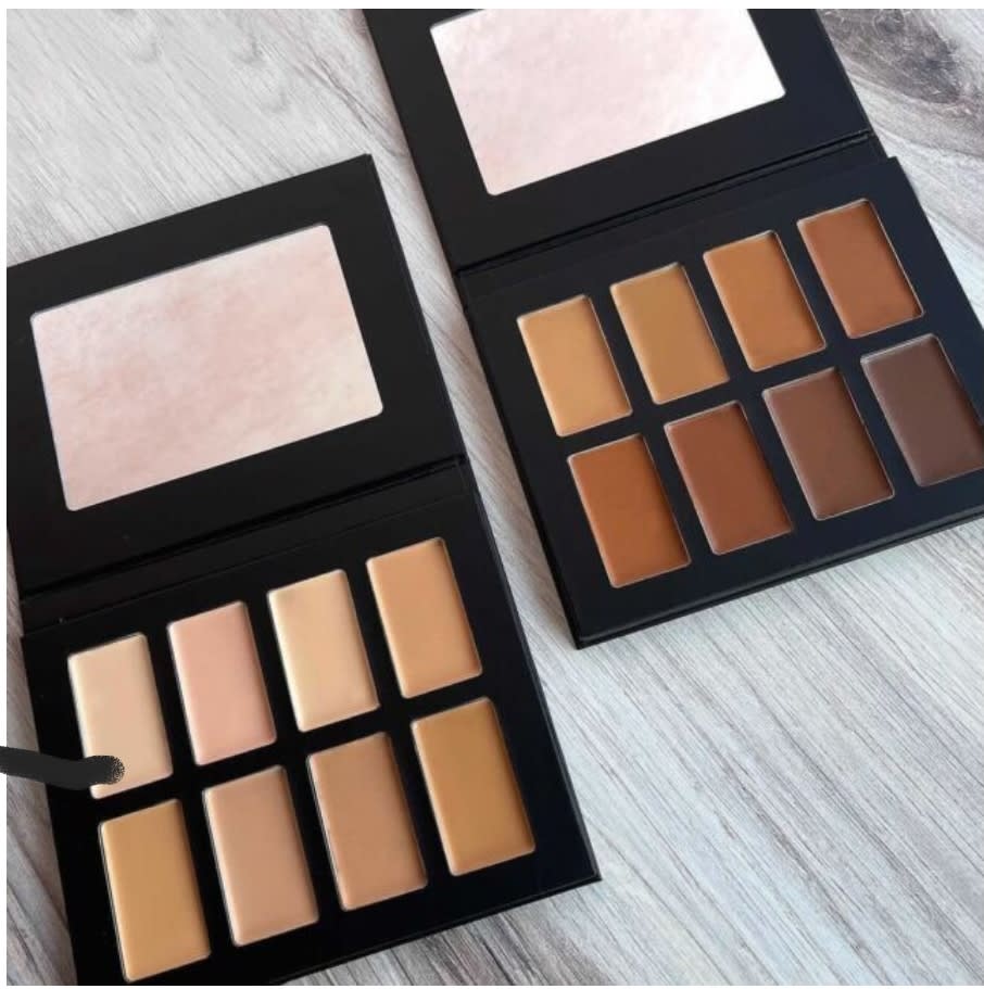 Conceal, Highlighter and Contour All In One - Highlighters and Primers