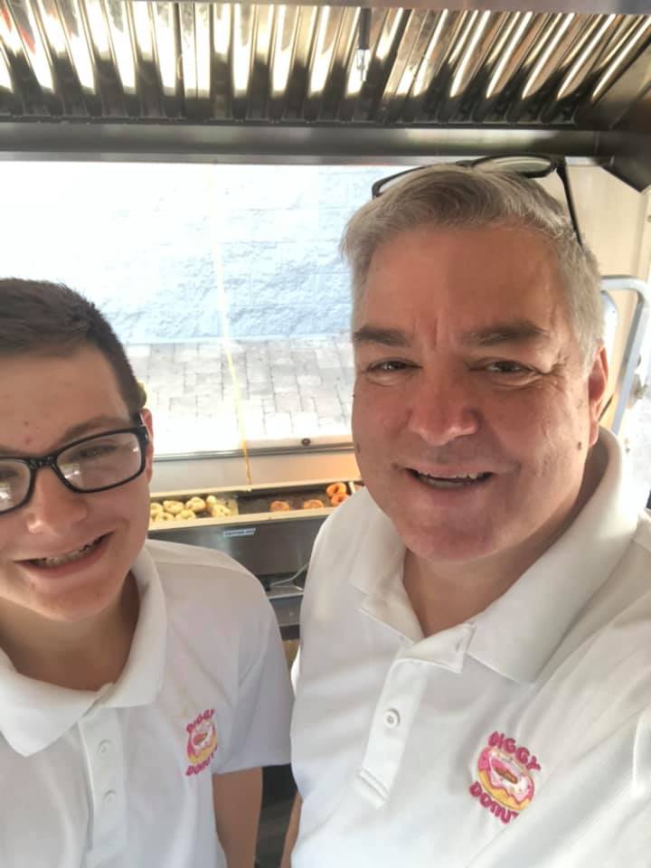 Our Story - Diggy Donuts | Donuts Truck in Elizabethton