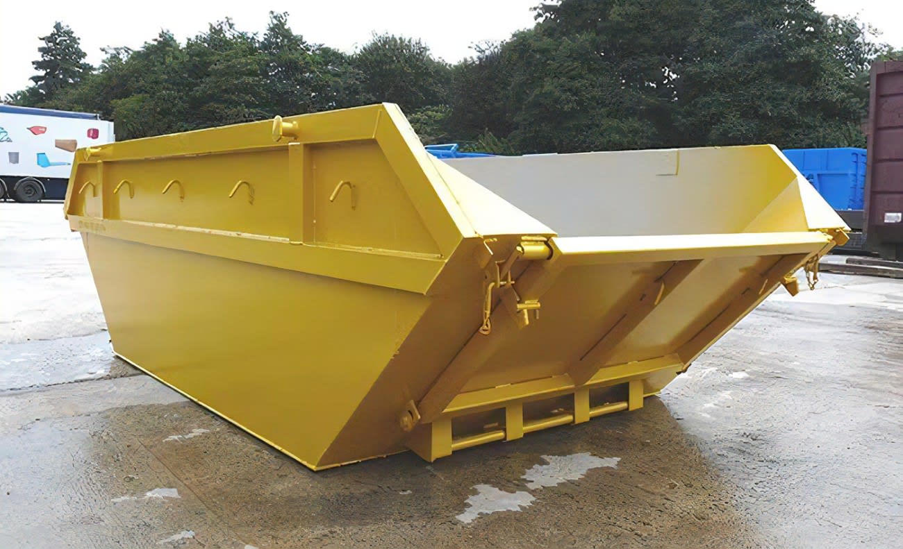 8 yard builders skip (Birmingham) - skip hire - Waste Monster Services ...
