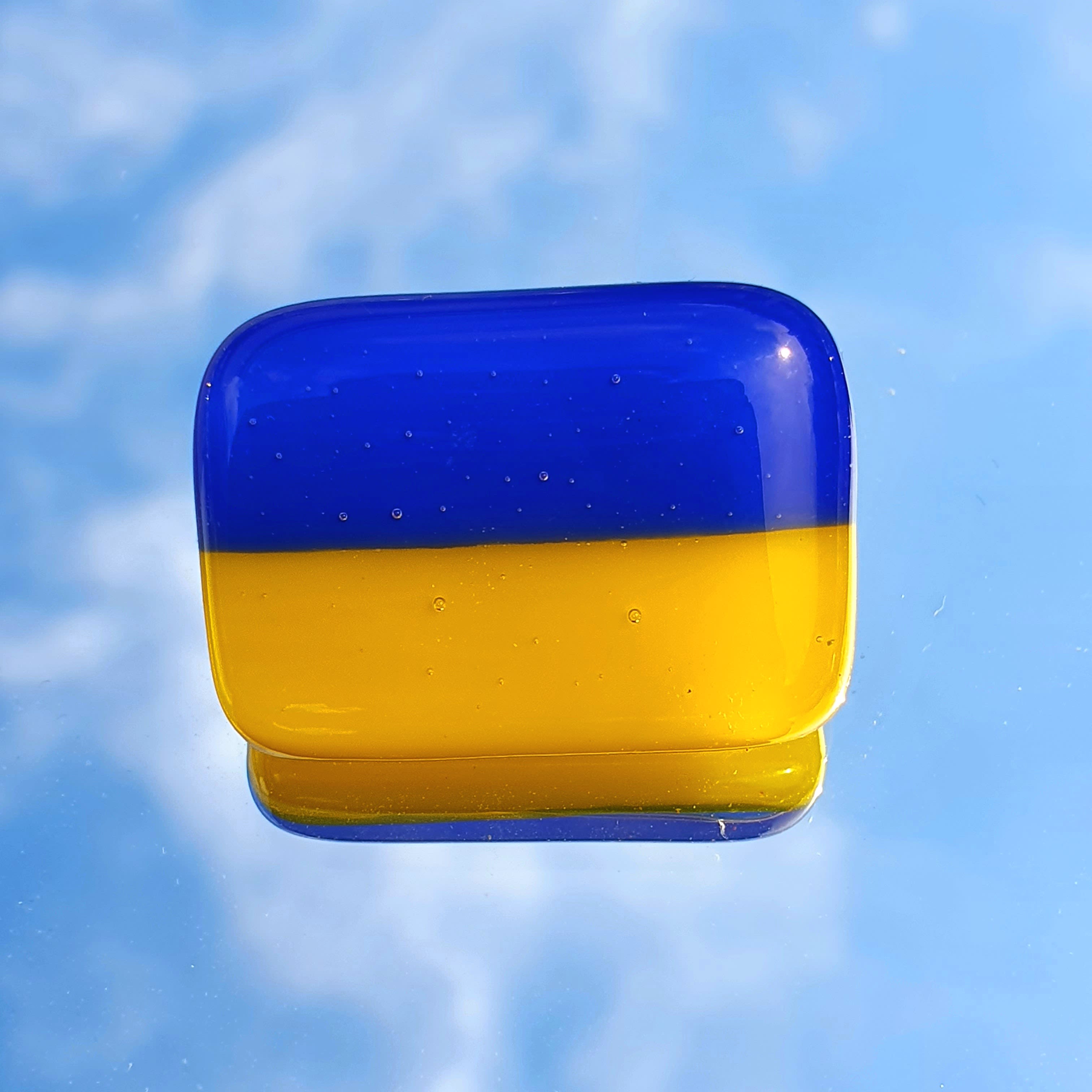 Ukrainian Flag Brooch, Fused Glass - Ukraine Support - Gothic Gifts ...