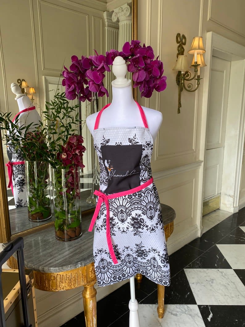 Chantilly Elegance - Legacy aprons . - Glamasdecasa | Kitchen Wear ...