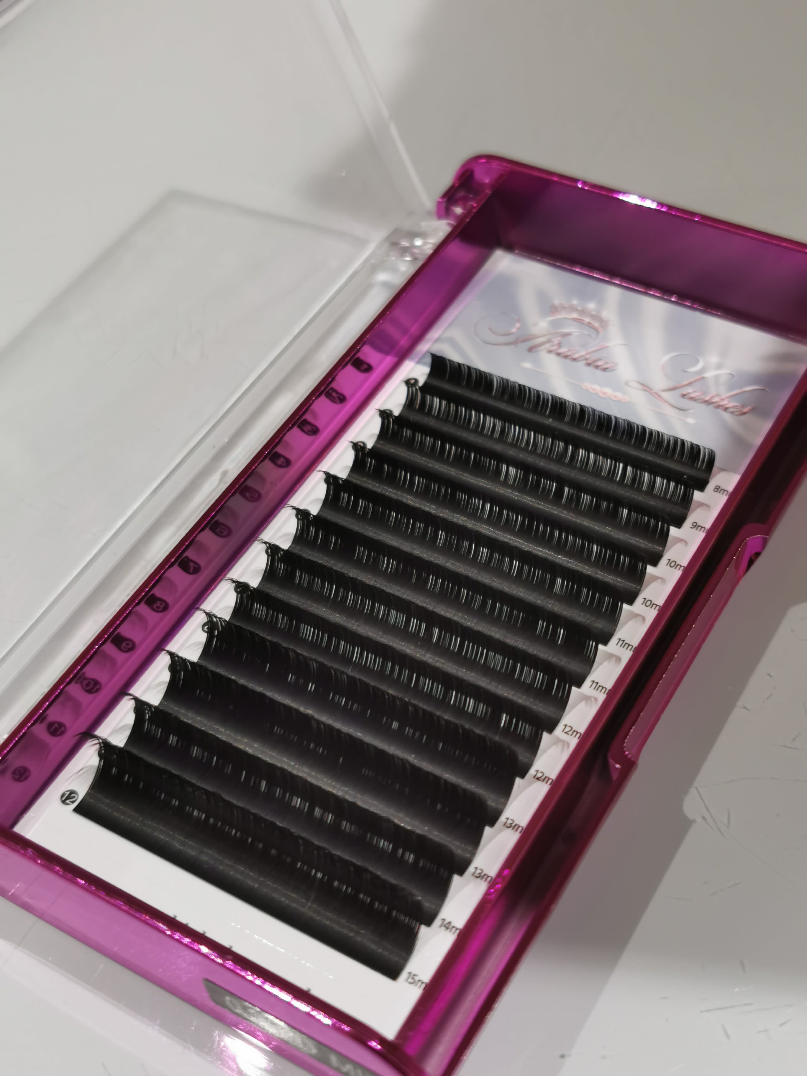 flat lashes with split tip - Elipse flat lash trays - Arabia Lashes ...