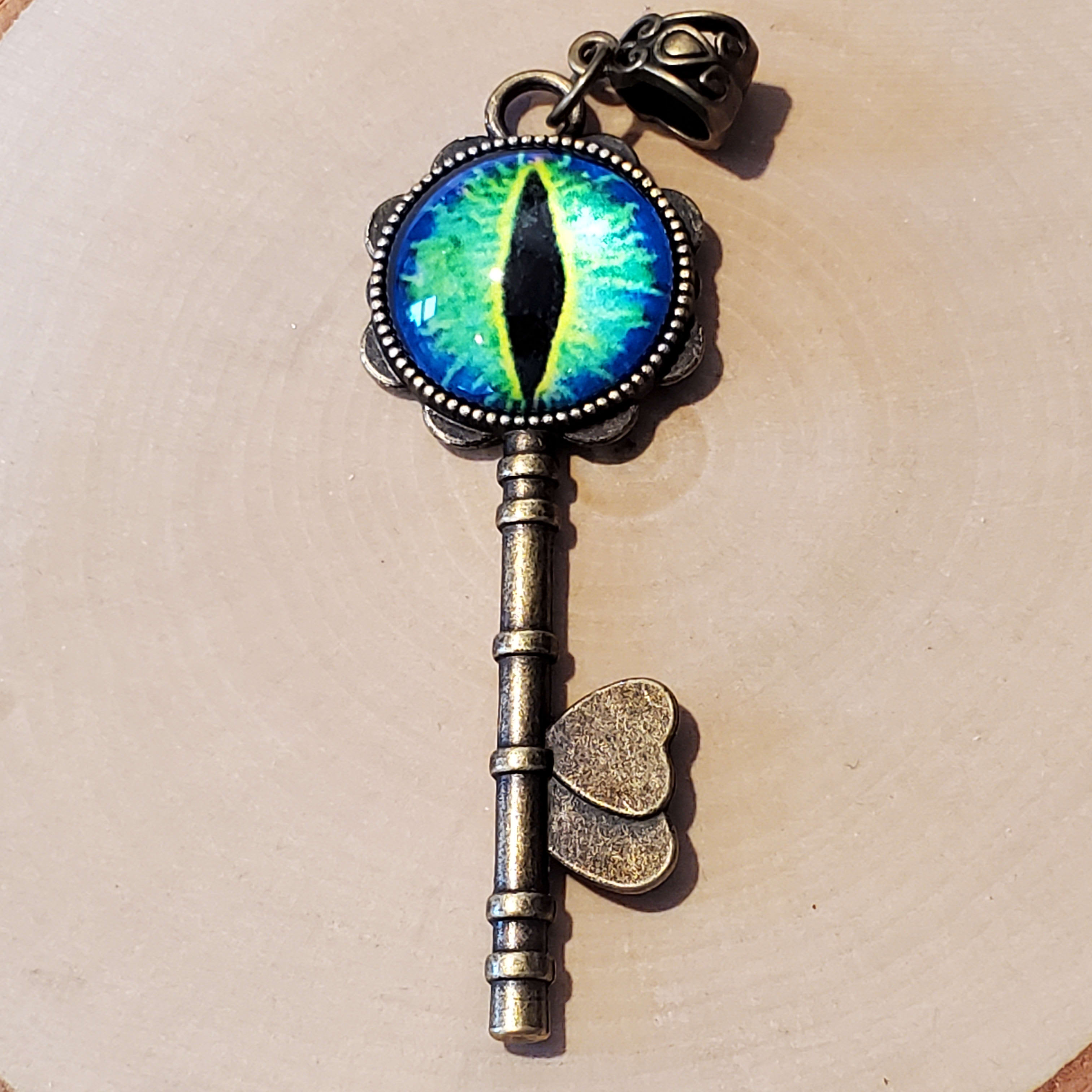 Skeleton Key Dragons eye (Bronze) - Dragons - Fairy Pickles - Polymere ...
