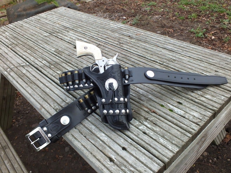 Tombstone, Johnny Ringo Rig (copy) Black, Concho, Colt SAA 4 3/4 inch ...