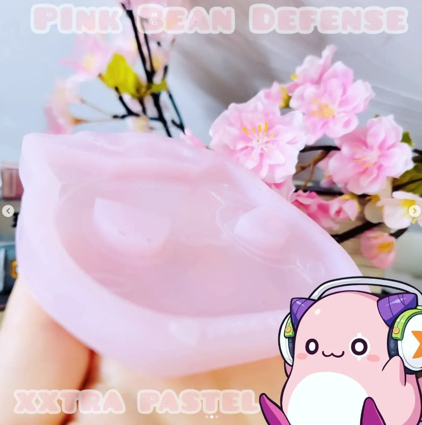 Pink Bean Tactical Prop Mold - Defense & Large Molds - XXTRA PASTEL ...