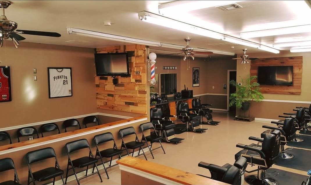 Exclusive Kuts Barbershop | Barbershop in Newark Delaware