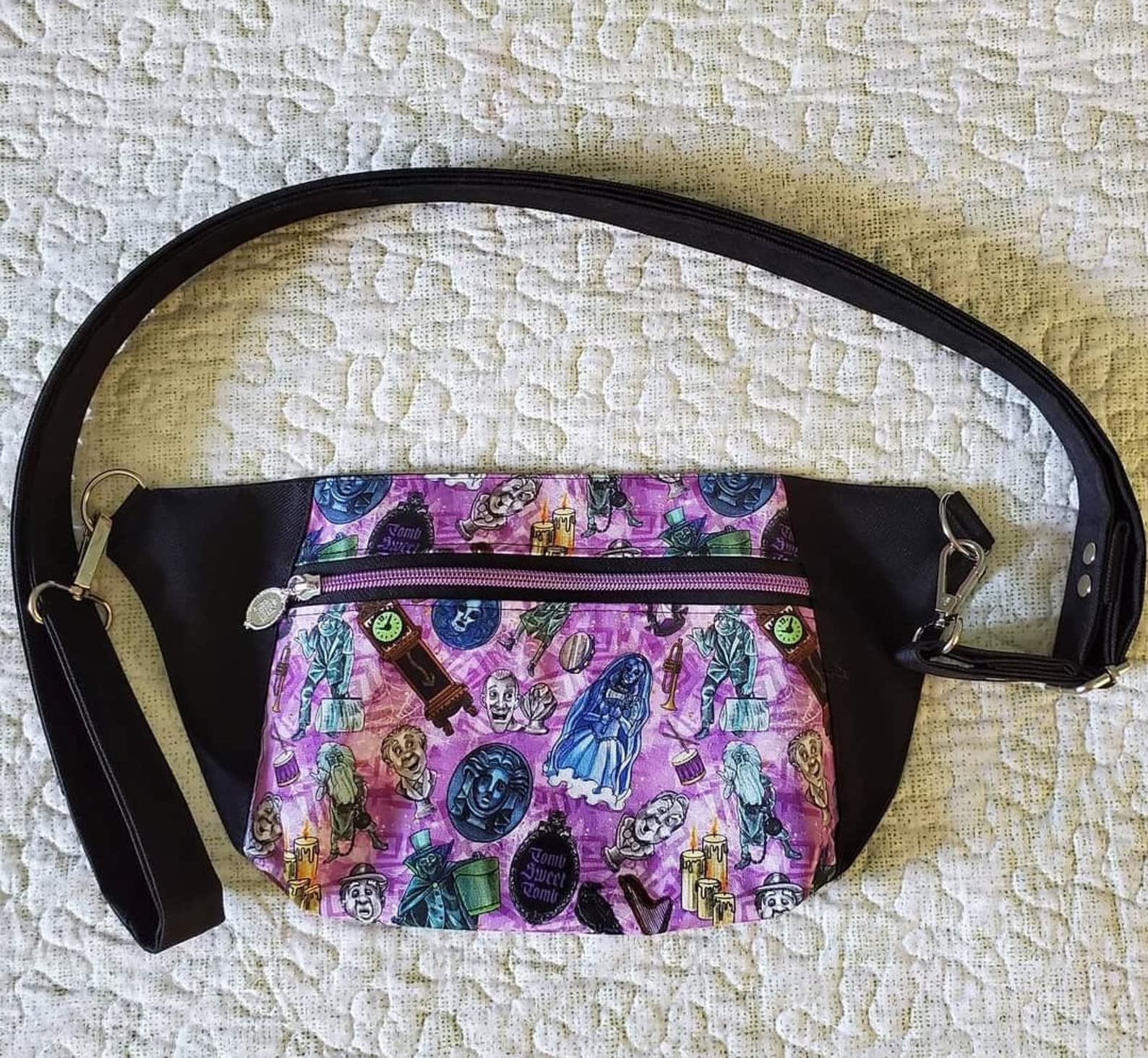 The Dayna Pack - Mansion Ghosts - Fannypacks - The Gifted House ...
