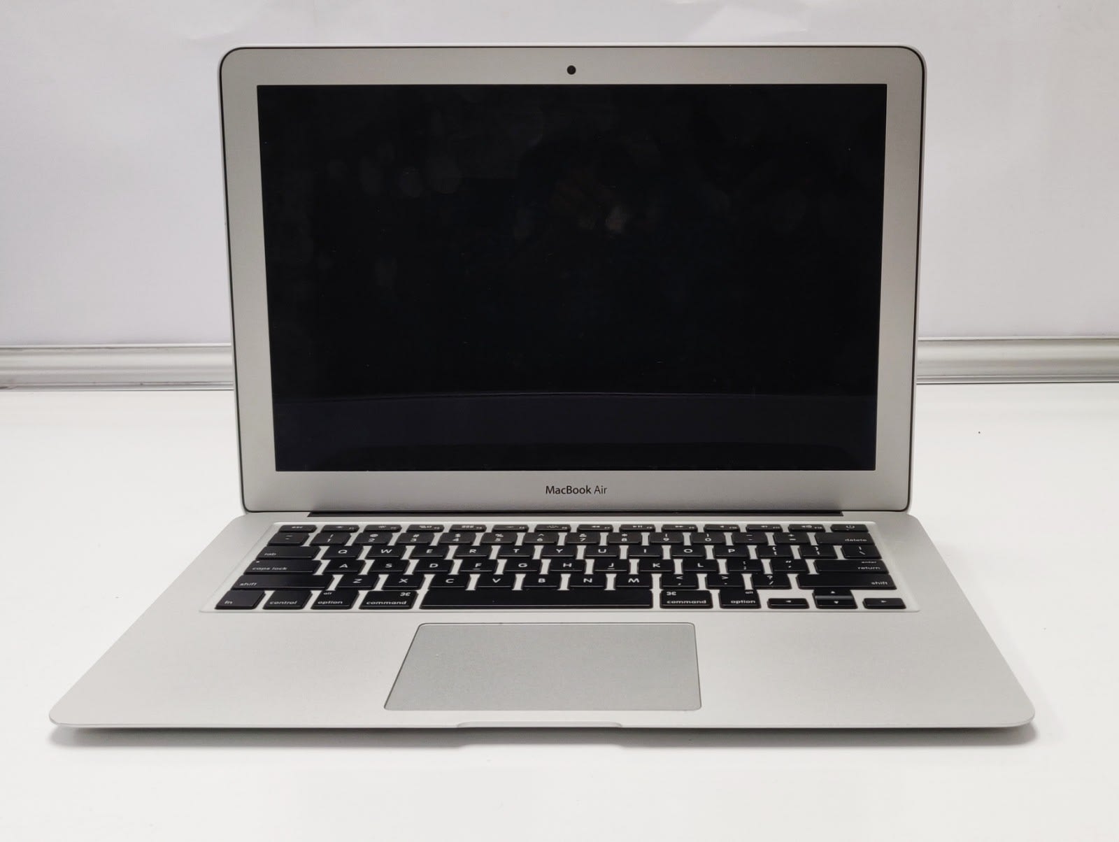 blank screen Service - Macbook Repairs - Electronic Service Squad ...