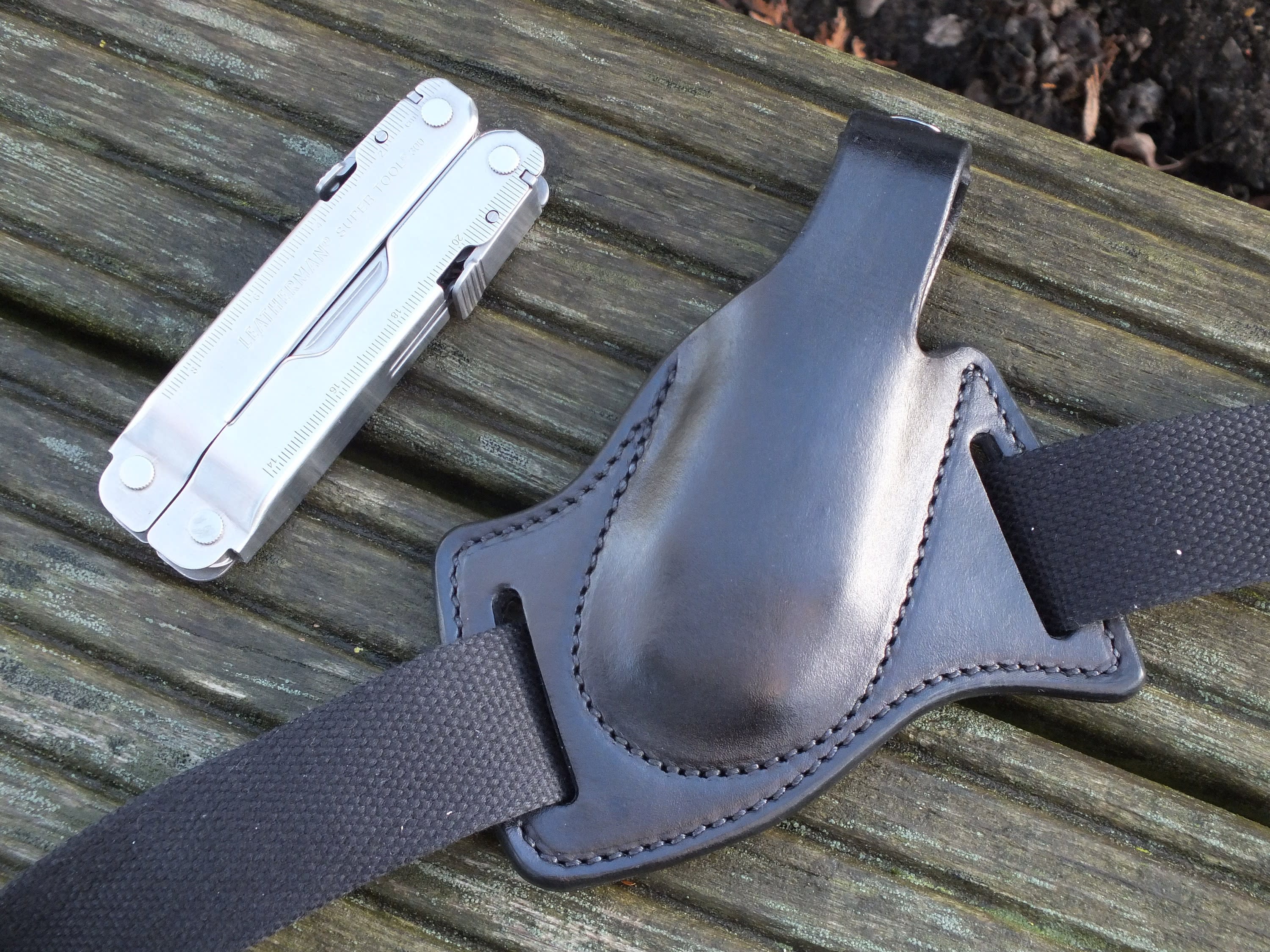 Made to Order. Super Tool Forward Carry Sheath, Right Hip, Black.