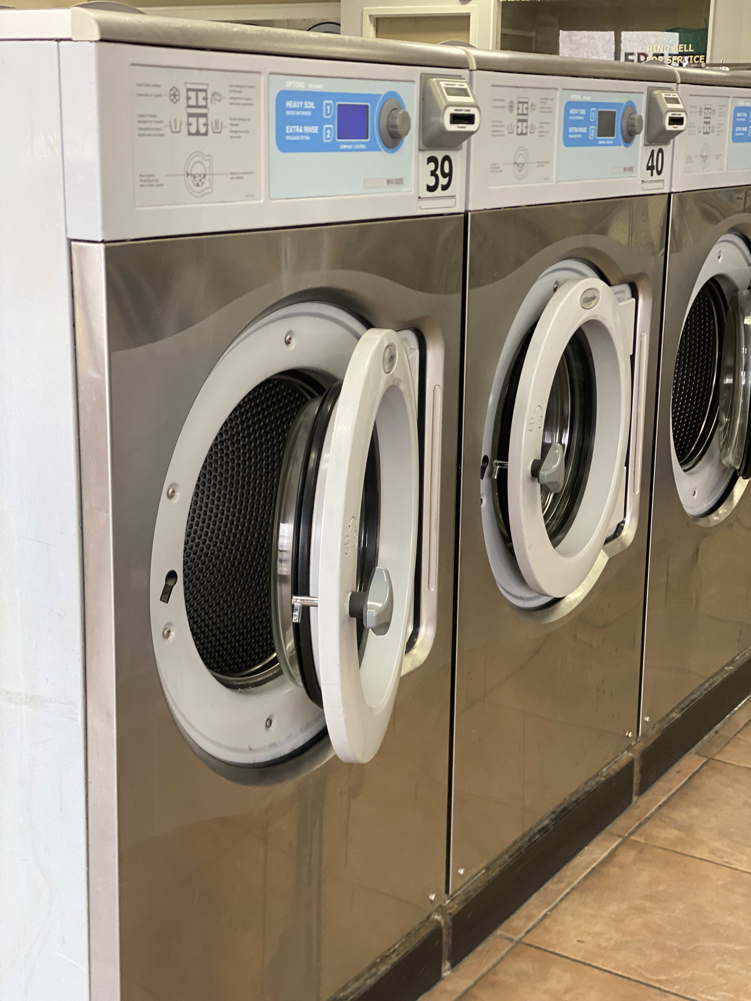 Senior Washer - SELF-SERVICE WASH & DRY - K&M Laundry | Clean and Spacious Laundromat in ...
