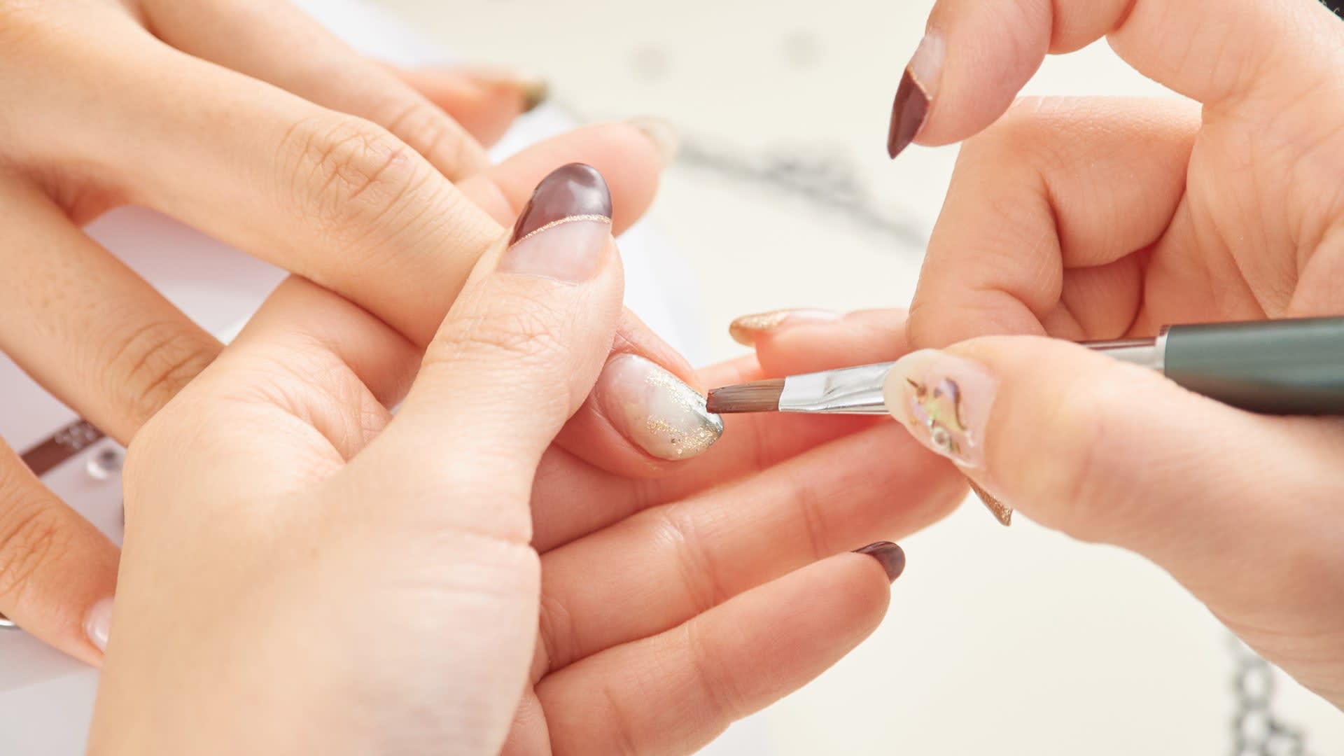 Our Services - Sakonails