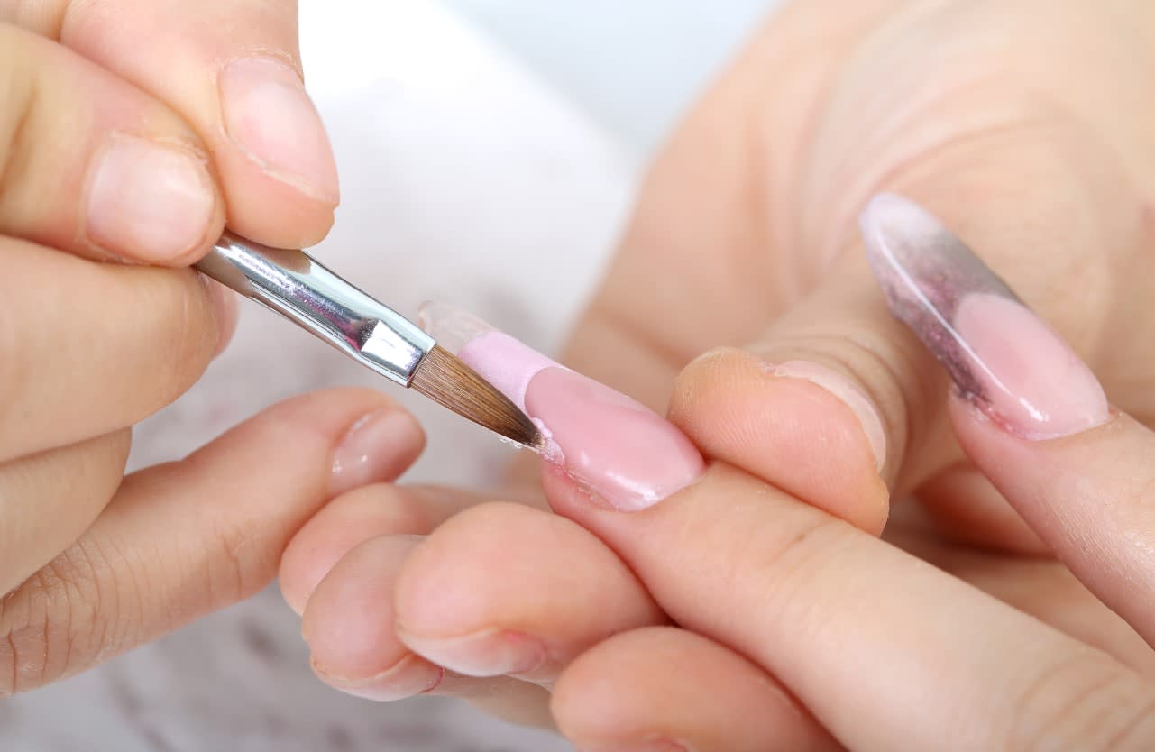 Nail expert store