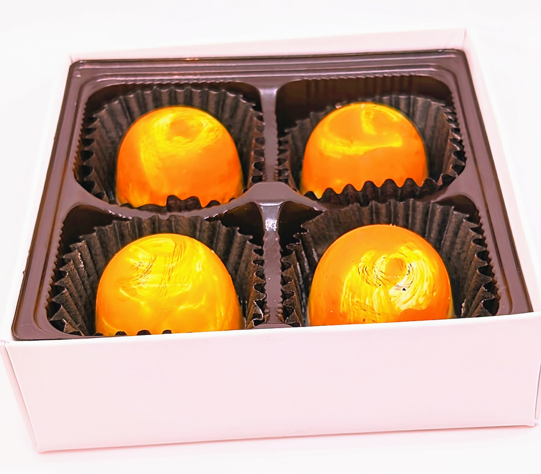 Milk Chocolate - Chocolate Gift Boxes - Duuuval Chocololics | Chocolate ...