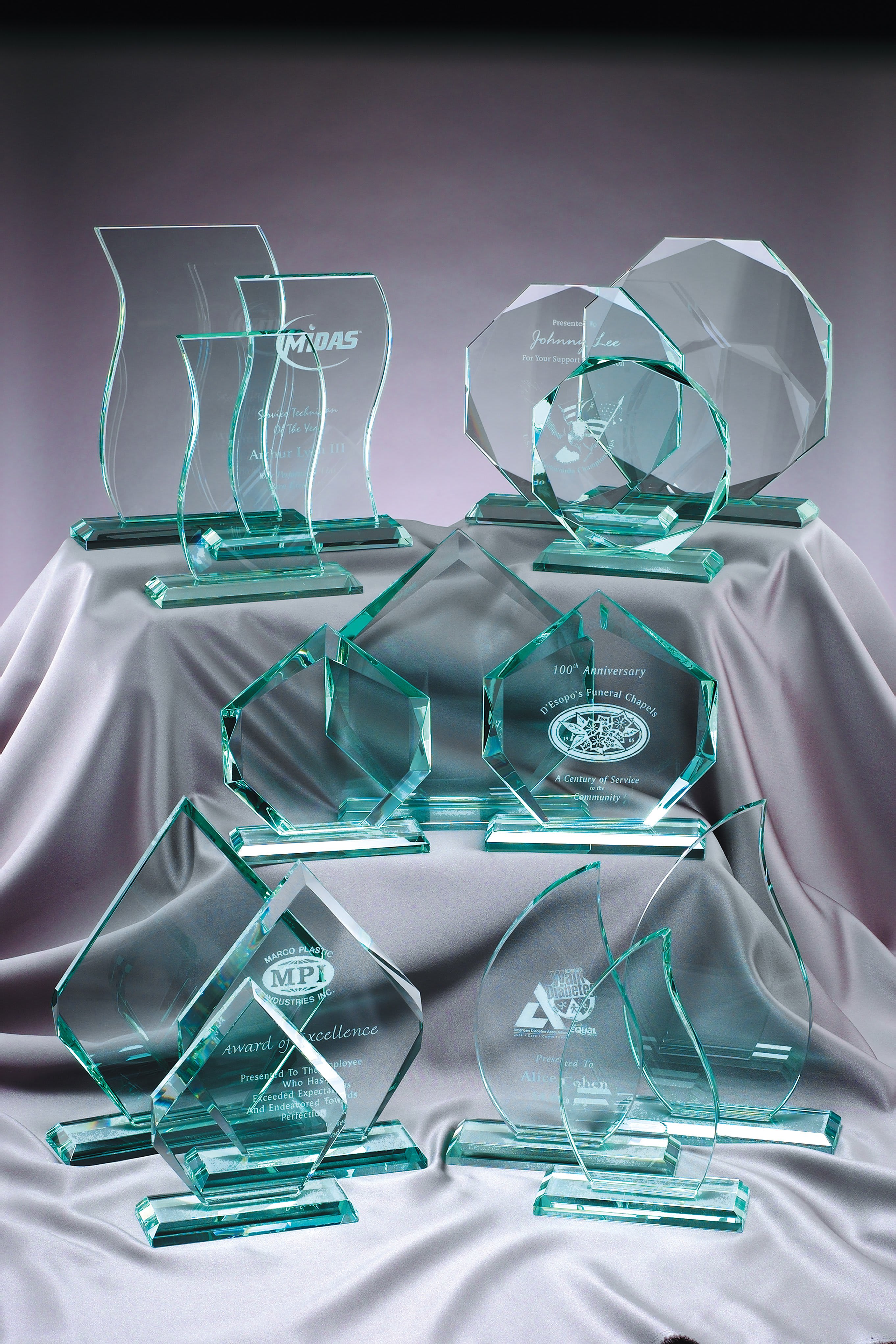 Glass Awards - Glass Awards - Engravers, Embroidery | Rodriguez Engraving