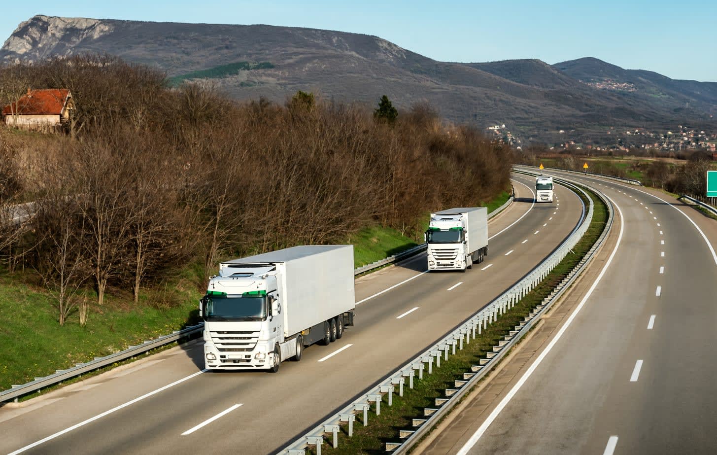 Zulla Logistics LLC | Freight & Auto Broker in Dallas