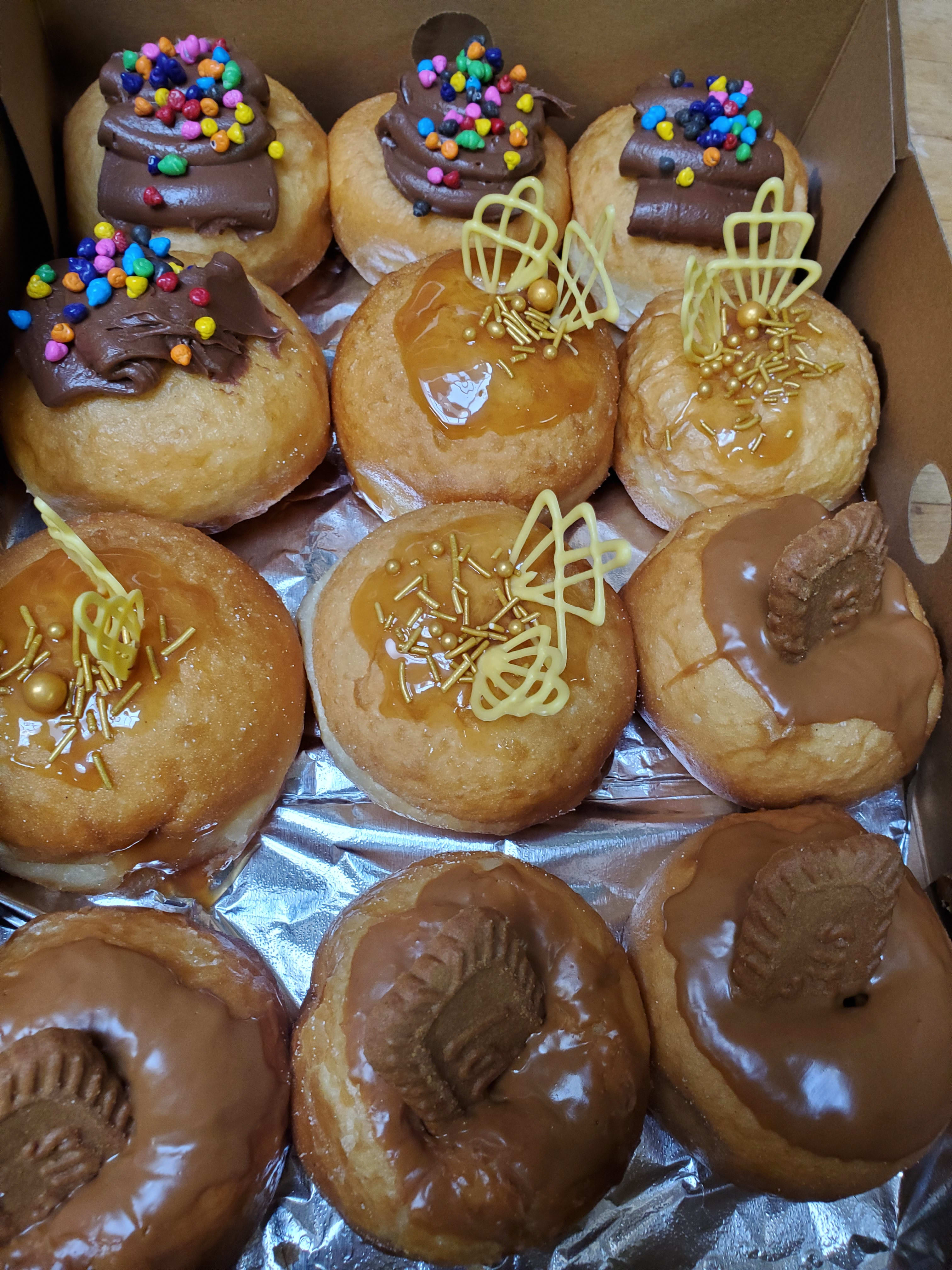 Donuts - Featured Products - Fred's Bakery And Deli | Bakery and Coffee ...