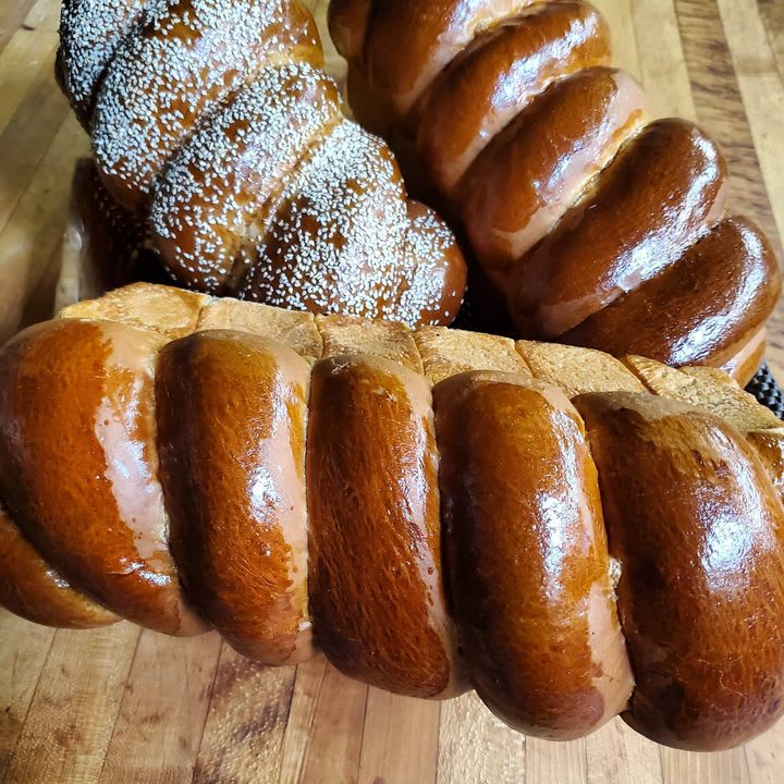 Breads - Featured Products - Fred's Bakery And Deli | Bakery and Coffee ...