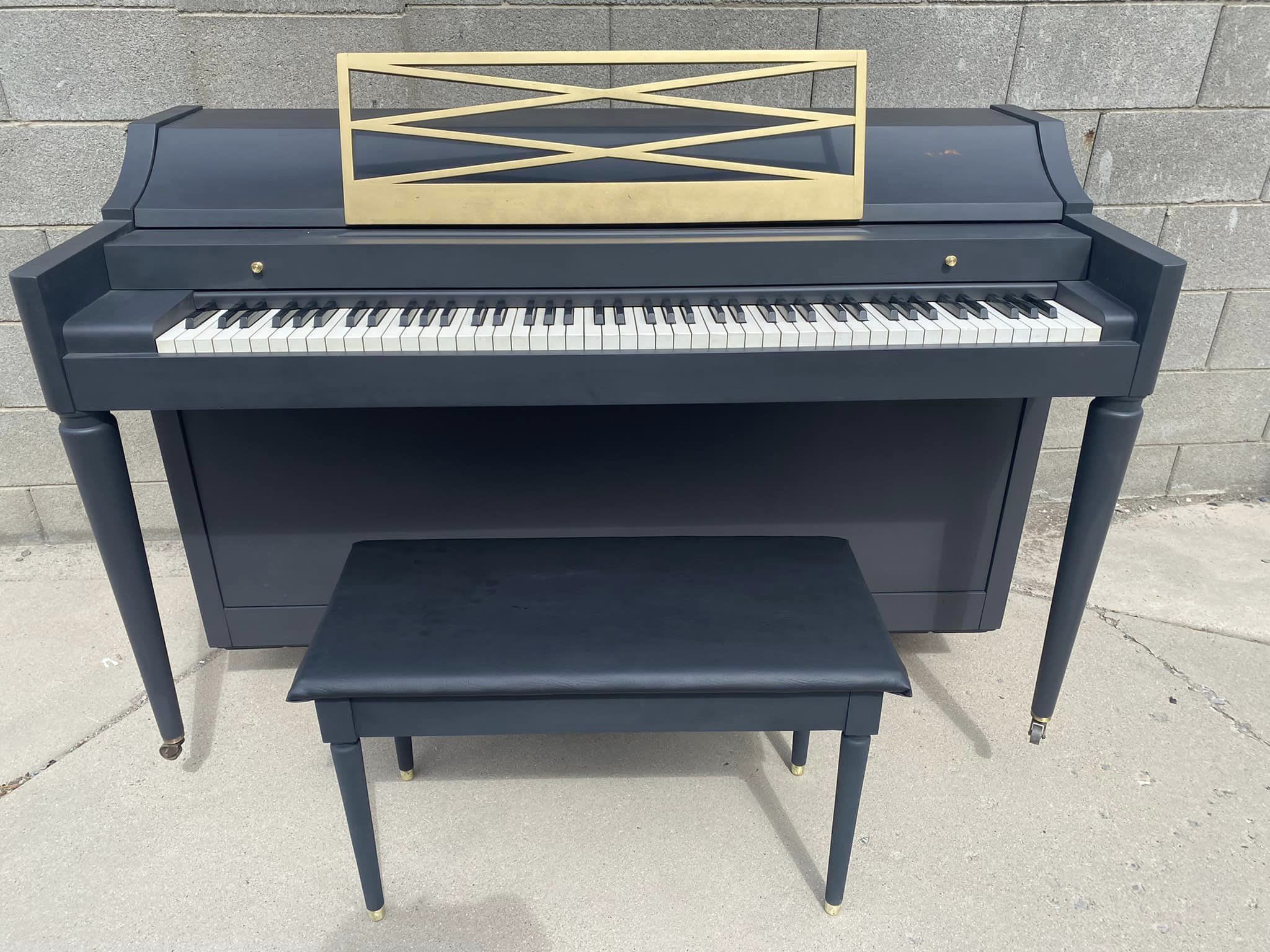 Piano Custom Painting - Piano Services - Danny Jewkes Piano Company ...