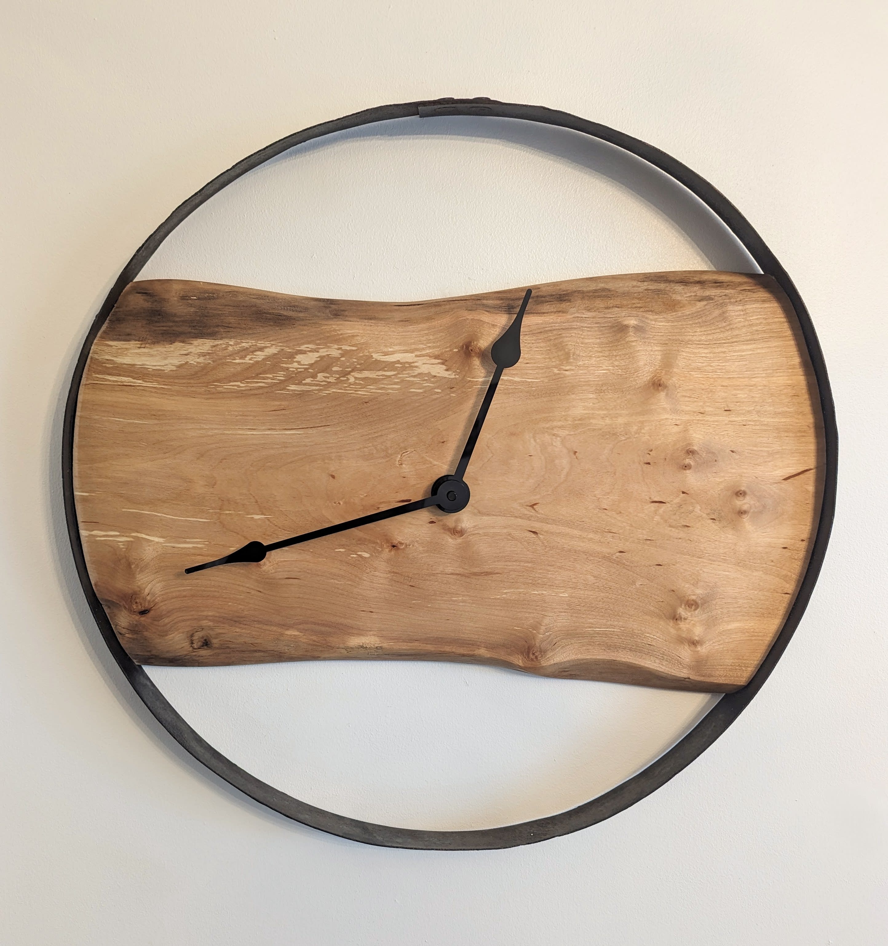 Whisky barrel ring clock with live edge silver birch hardwood