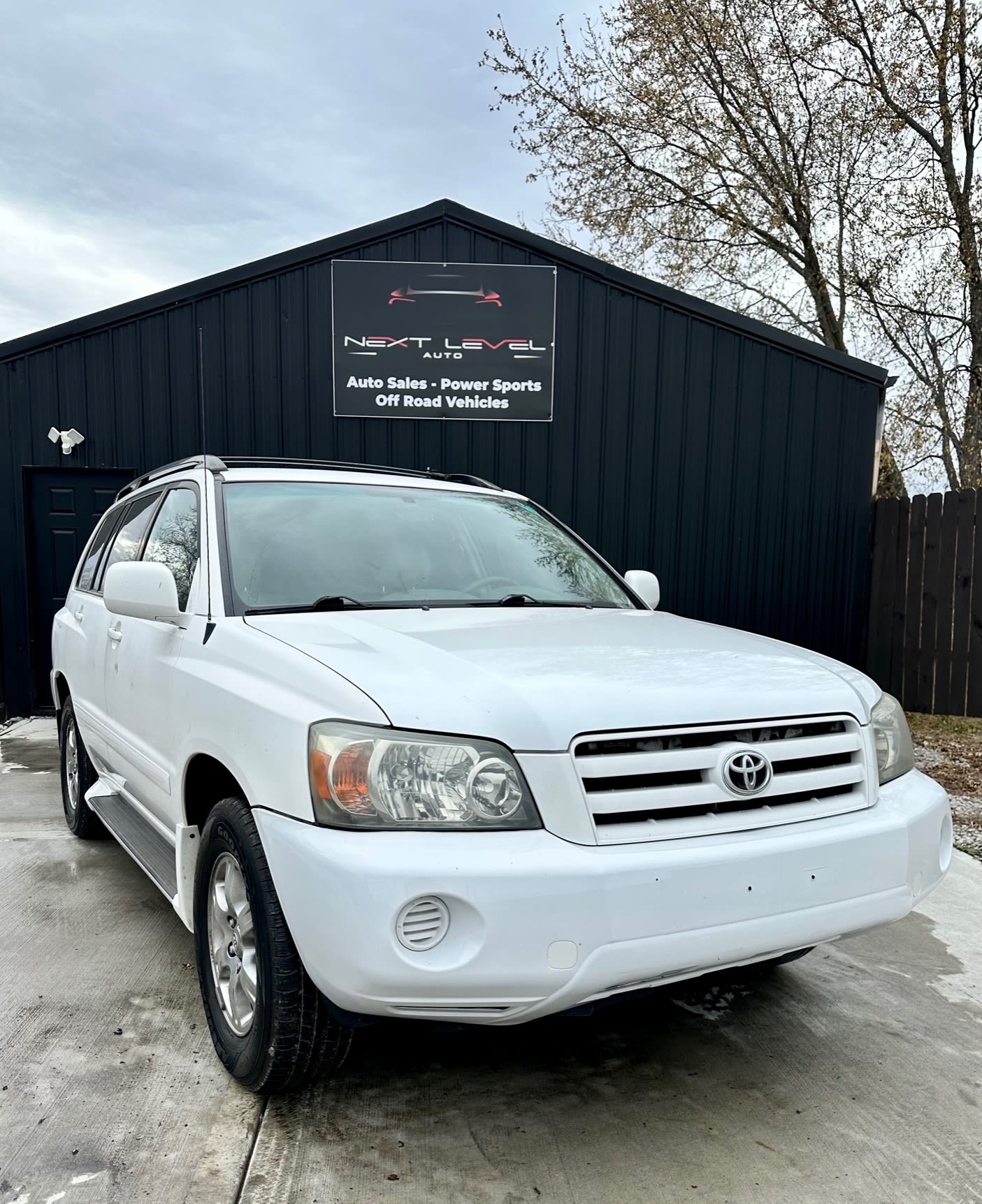 2004 Toyota Highlander Limited - Inventory - Next Level Auto | Car Dealership in Leavenworth