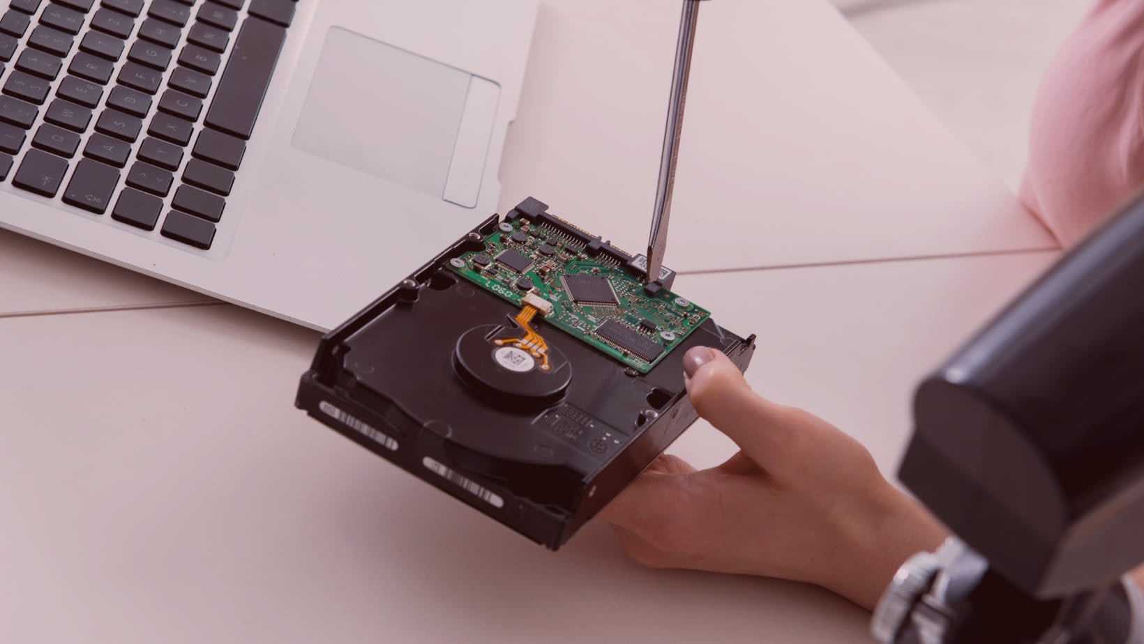 Expert Data Recovery Services - Salvage Critical Data | Data Rescue