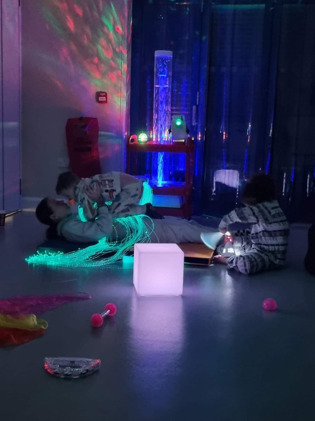 Sensory Parties - The Sensory Den (centre) - Bright and Bubbly | New Forest