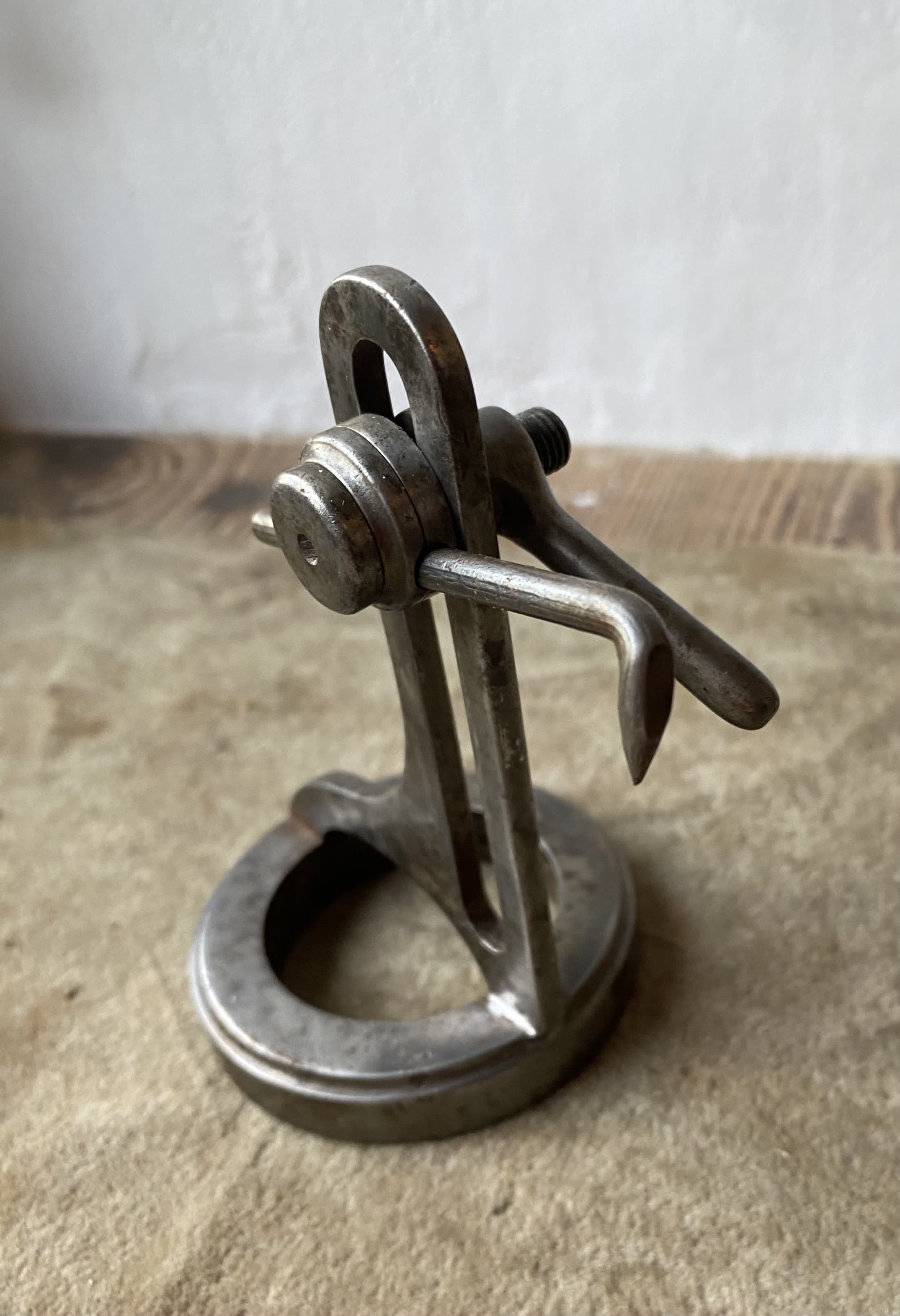 Antique Engineers Height Gauge - Hand Tools - Totnes Classic Handtools ...