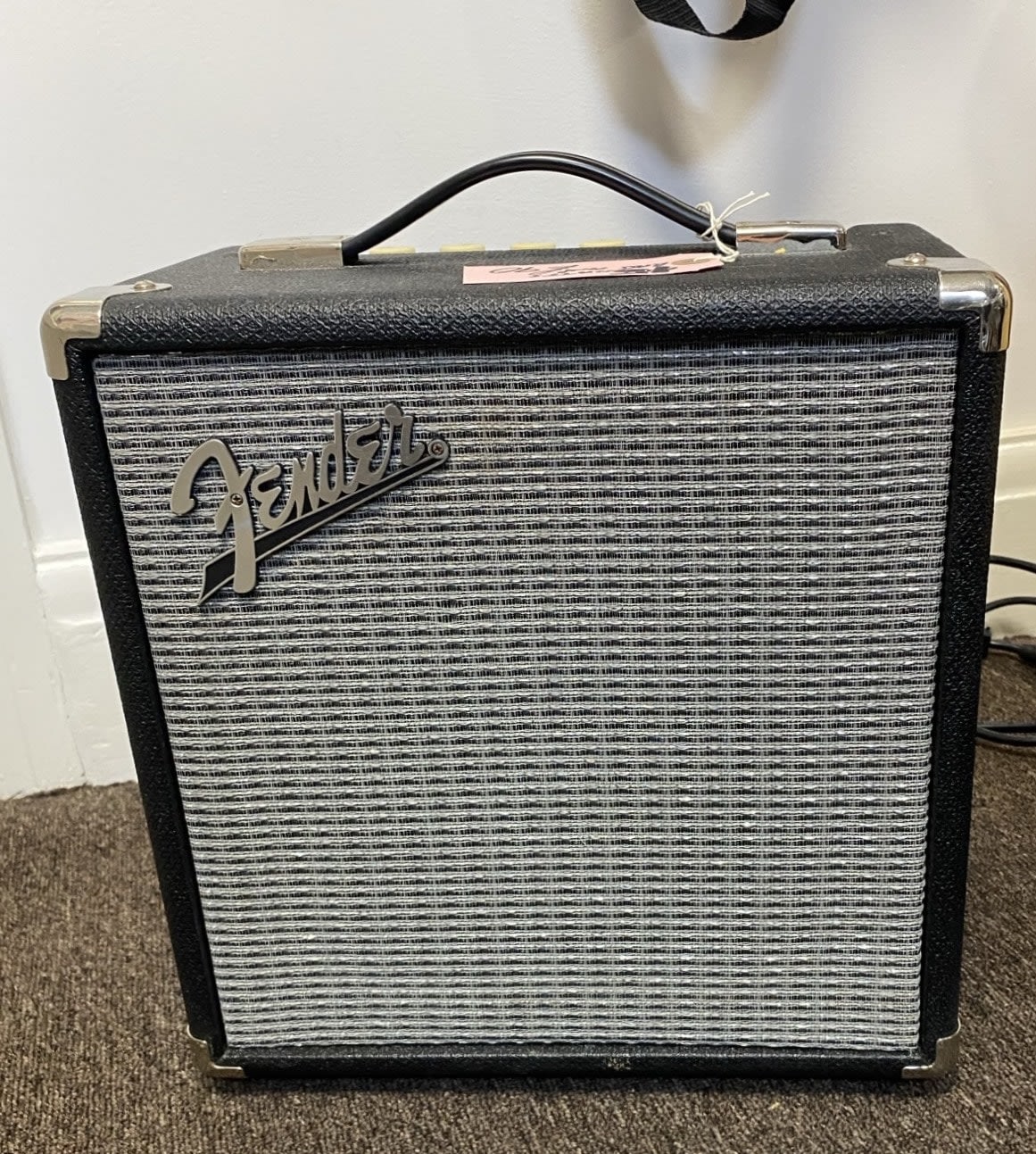 Fender Rumble 15 Bass Amp - SOLD - Amplifiers - IMAG Music | New & Used ...
