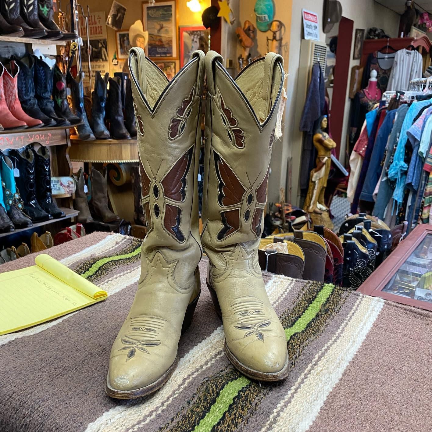 Exploring the World of Cowboy Boots - Soul of the West Bootique ...