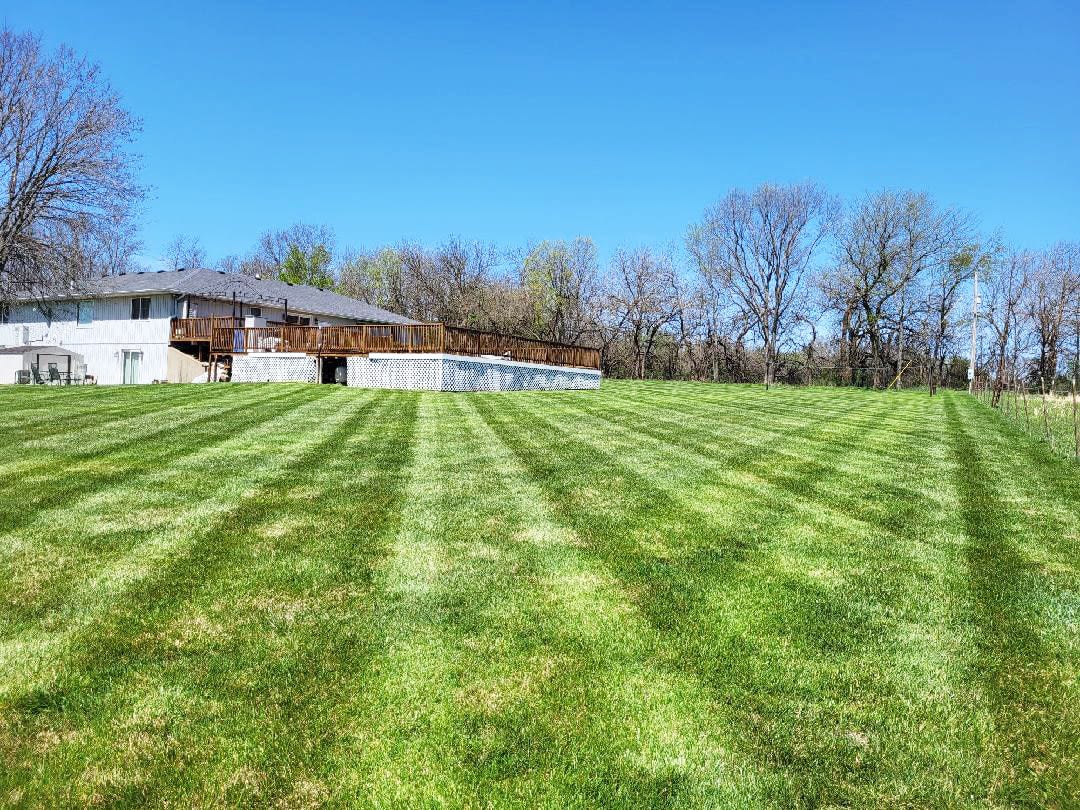 Embry Lawn & Snow Services - Lawn Care and Snow Removal in Sedalia