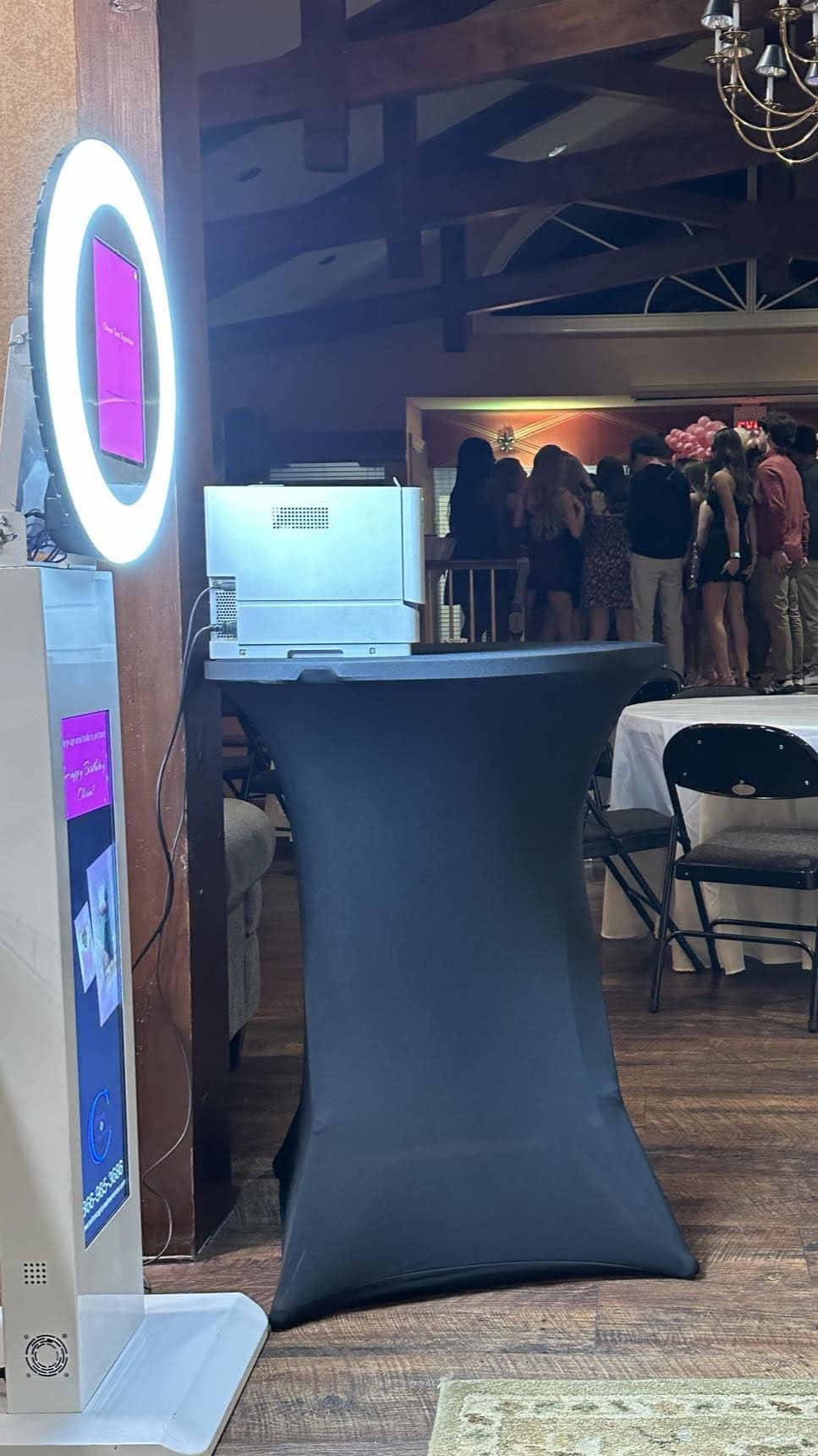 Kiosk Booth - What We Offer - Mirror Captured Memories | Louisville, KY