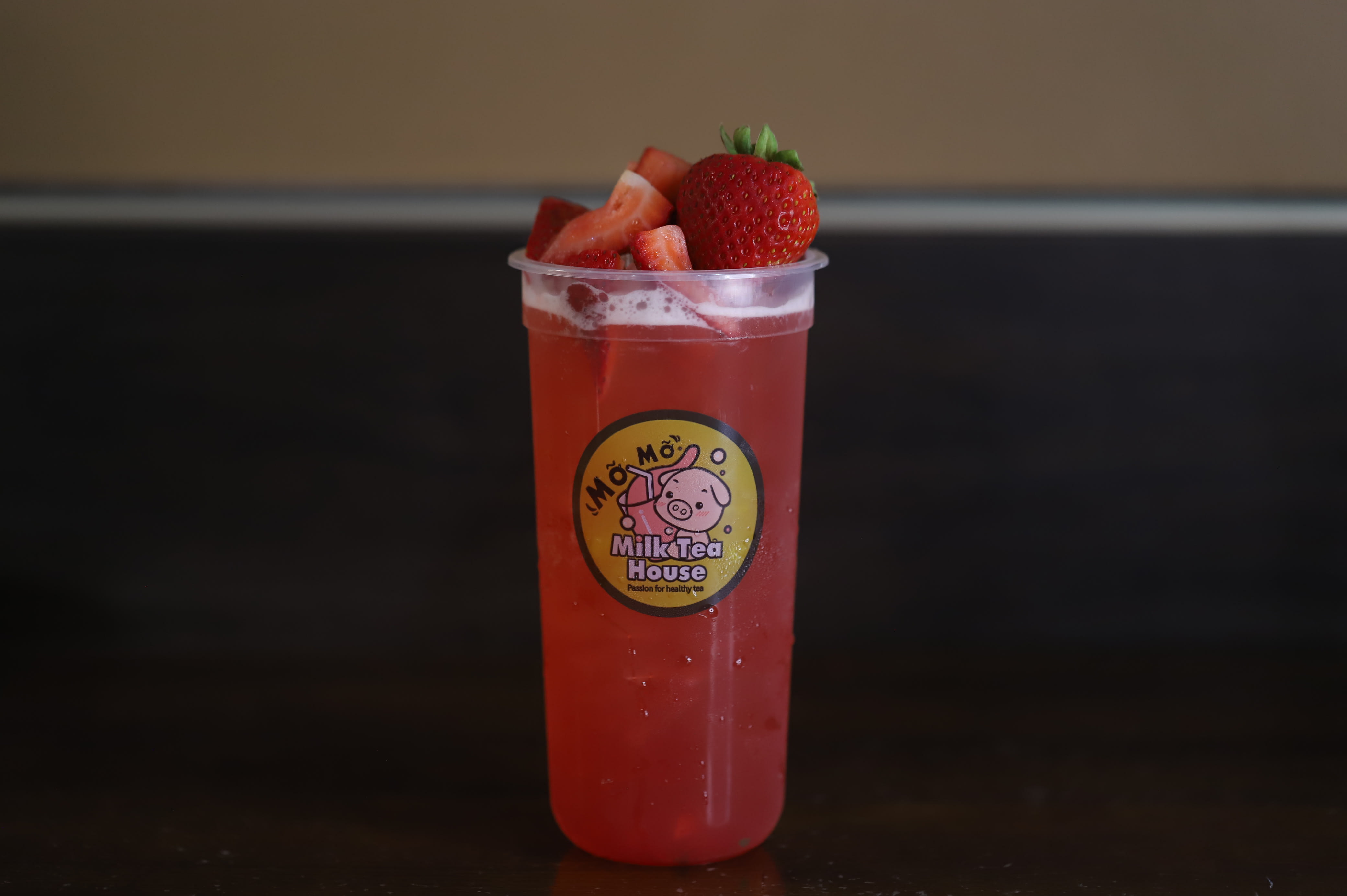 Strawberry Green Tea - Classic - Mo Mo Tea | Delicious Bubble Tea Shop ...