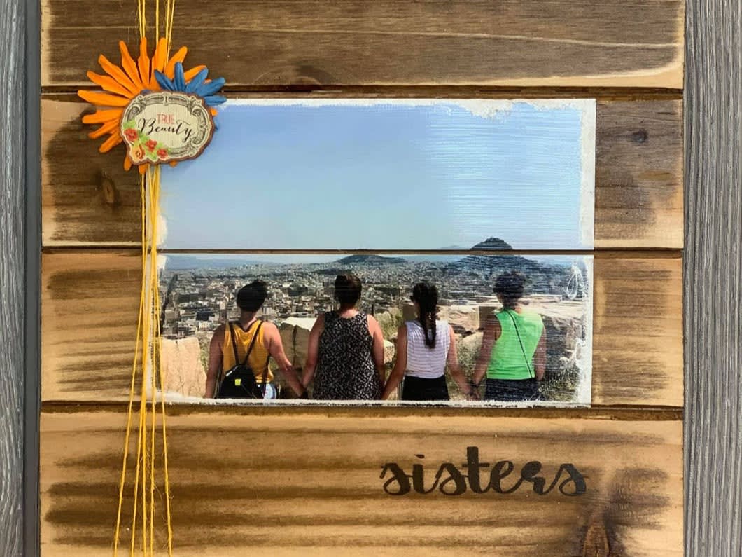 Photo Pallet - Farm House Ideas - Hammer and Stain Metro Stl ...